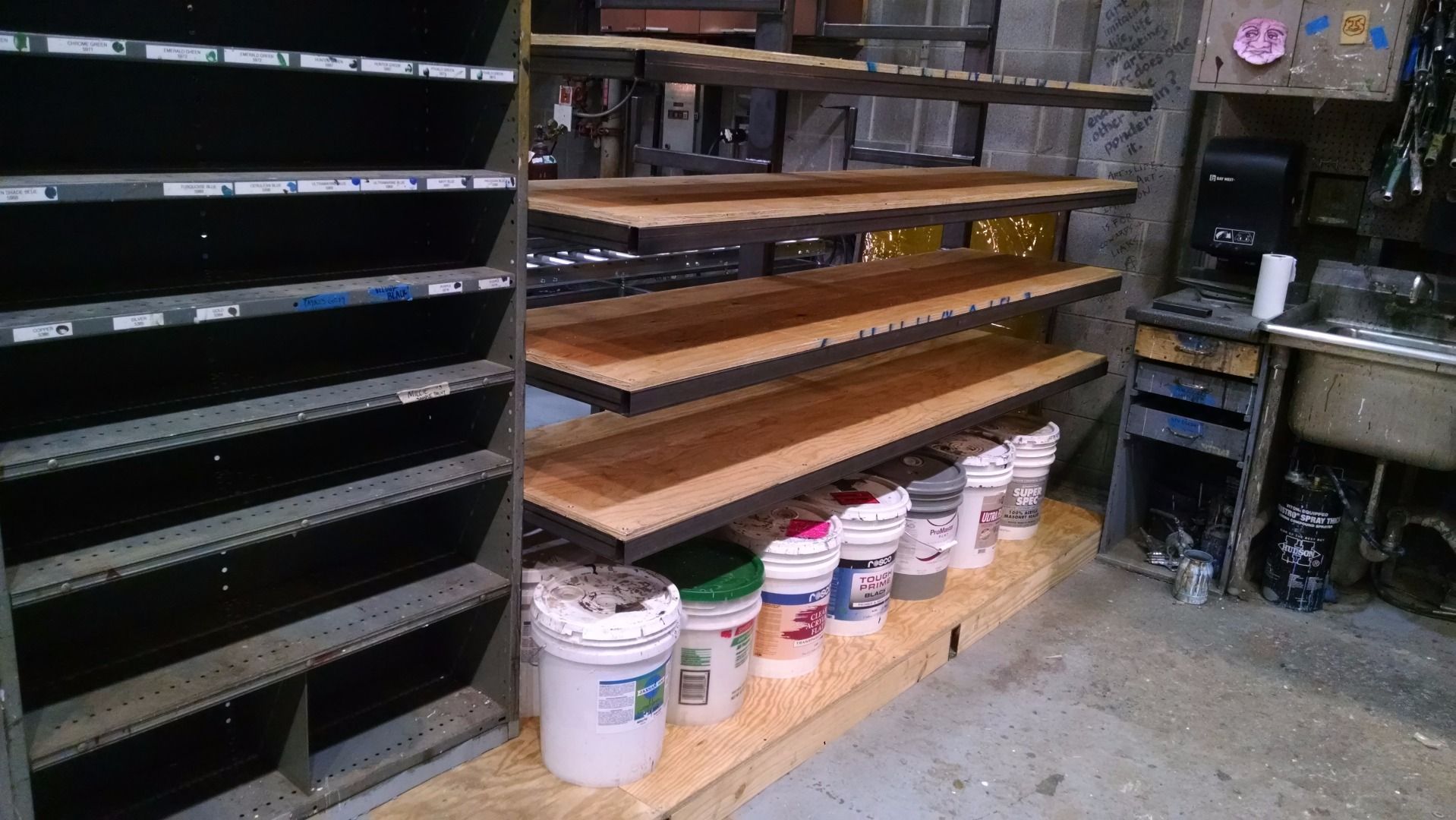 Steel Rack and Cold Saw Station : 5 Steps (with Pictures) - Instructables
