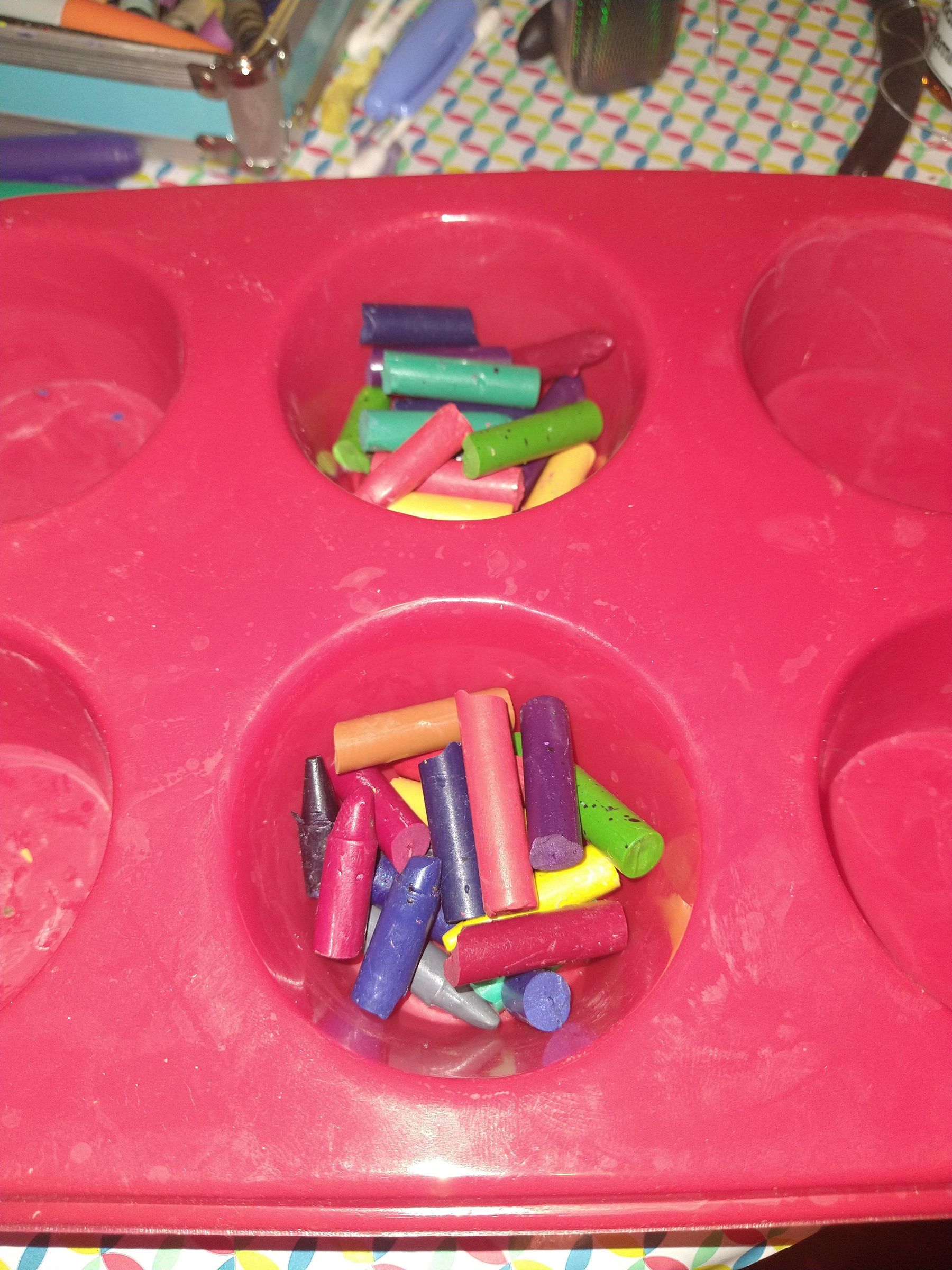 RECYCLED CRAYON BITS : 3 Steps - Instructables