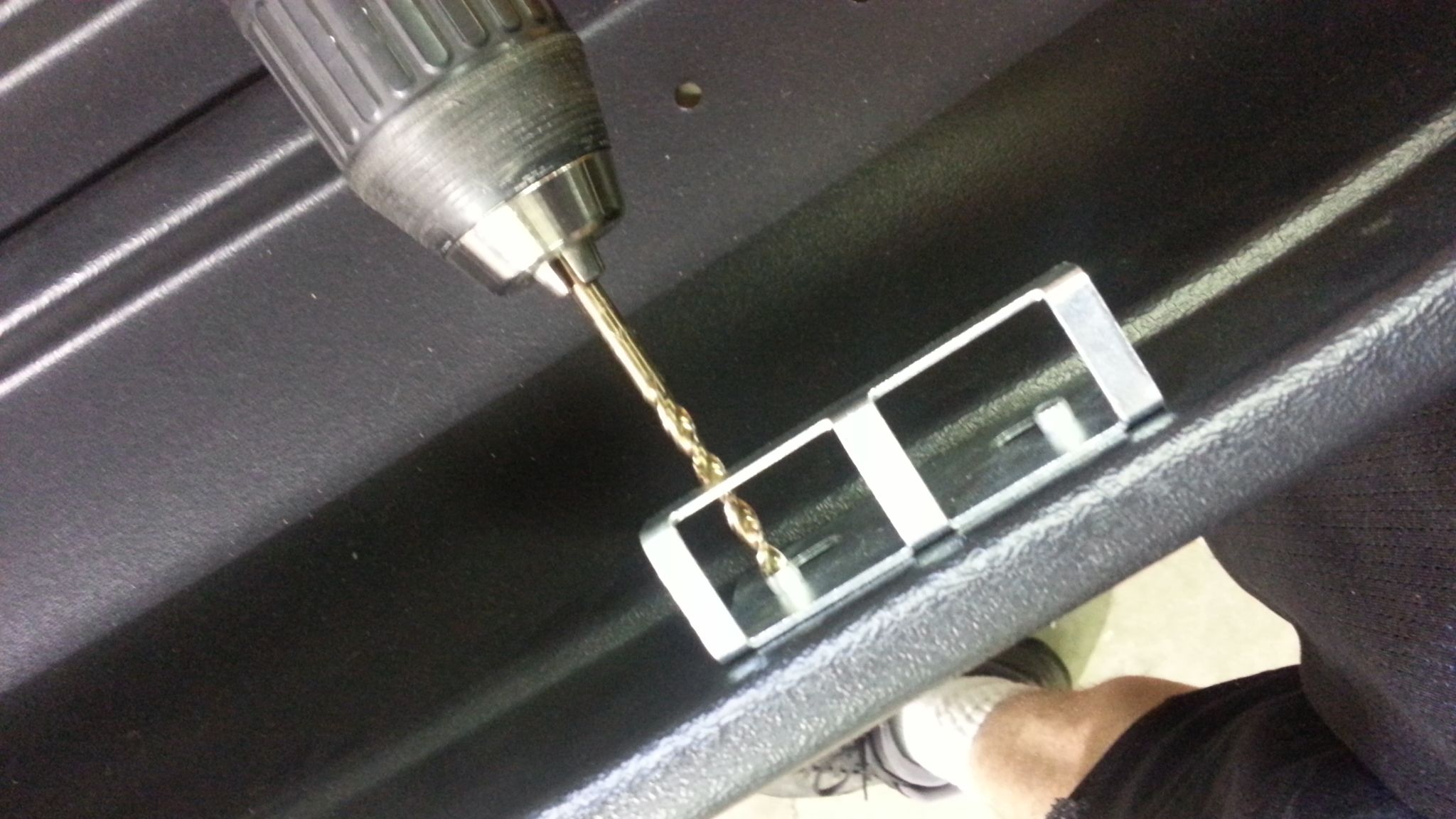 Repairing a Cargo Carrier : 3 Steps - Instructables