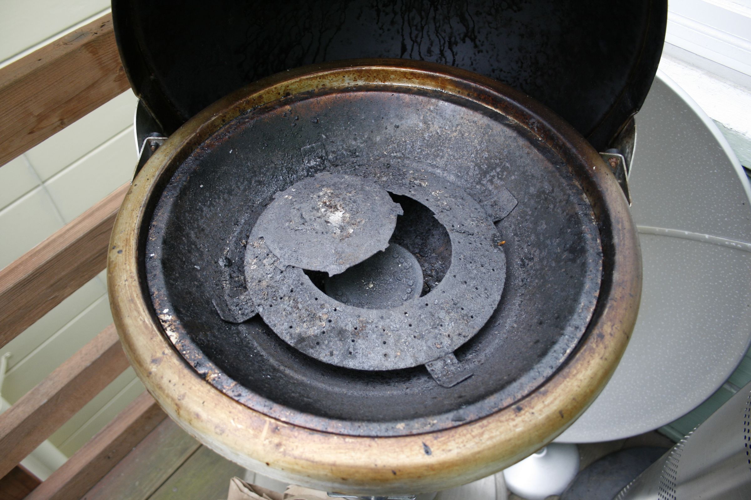 Quick-Fix Welding for a Broken BBQ Grill : 12 Steps (with Pictures ...