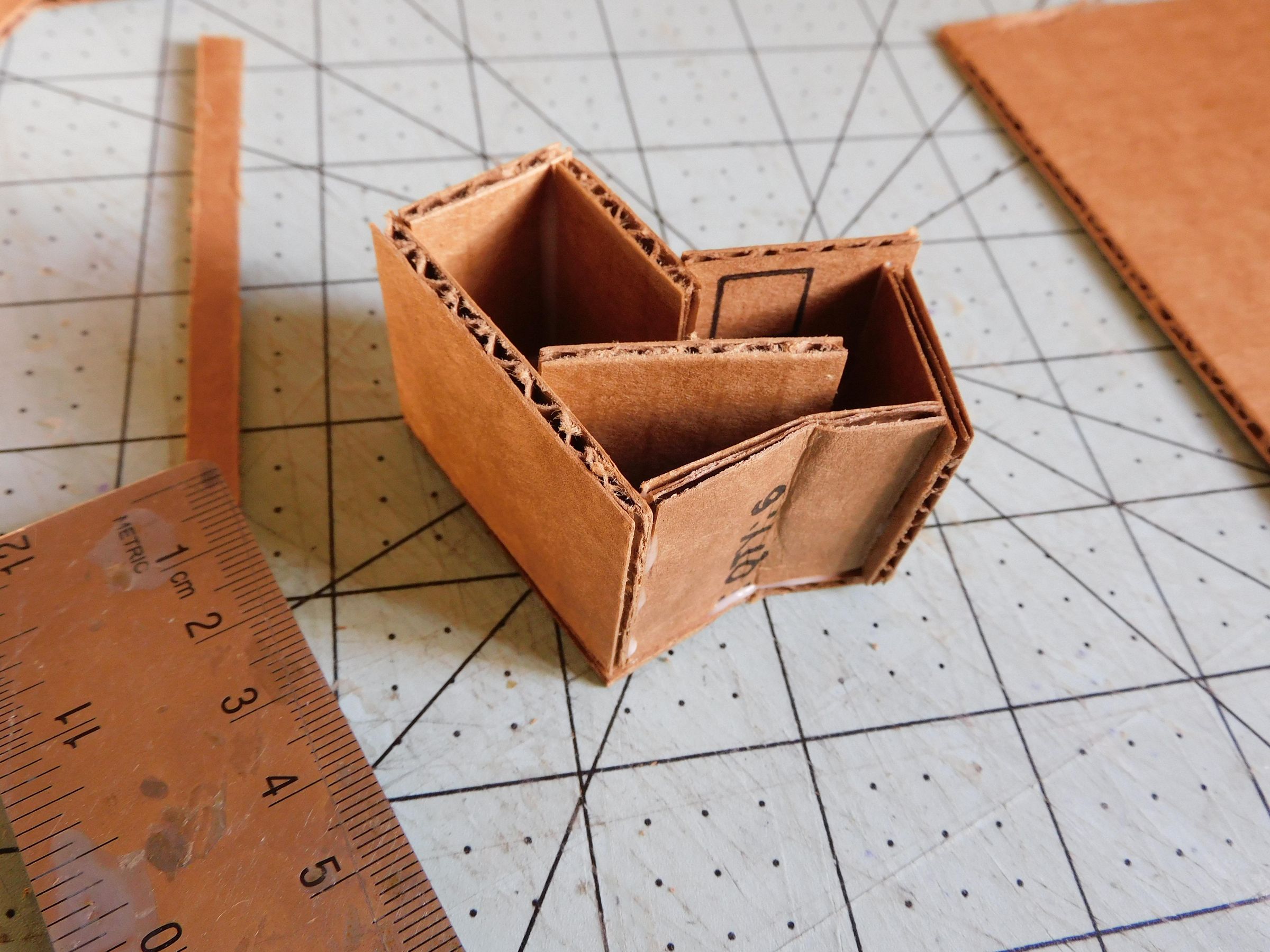 Cardboard Suzuki Hayabusa Chassis : 17 Steps (with Pictures ...