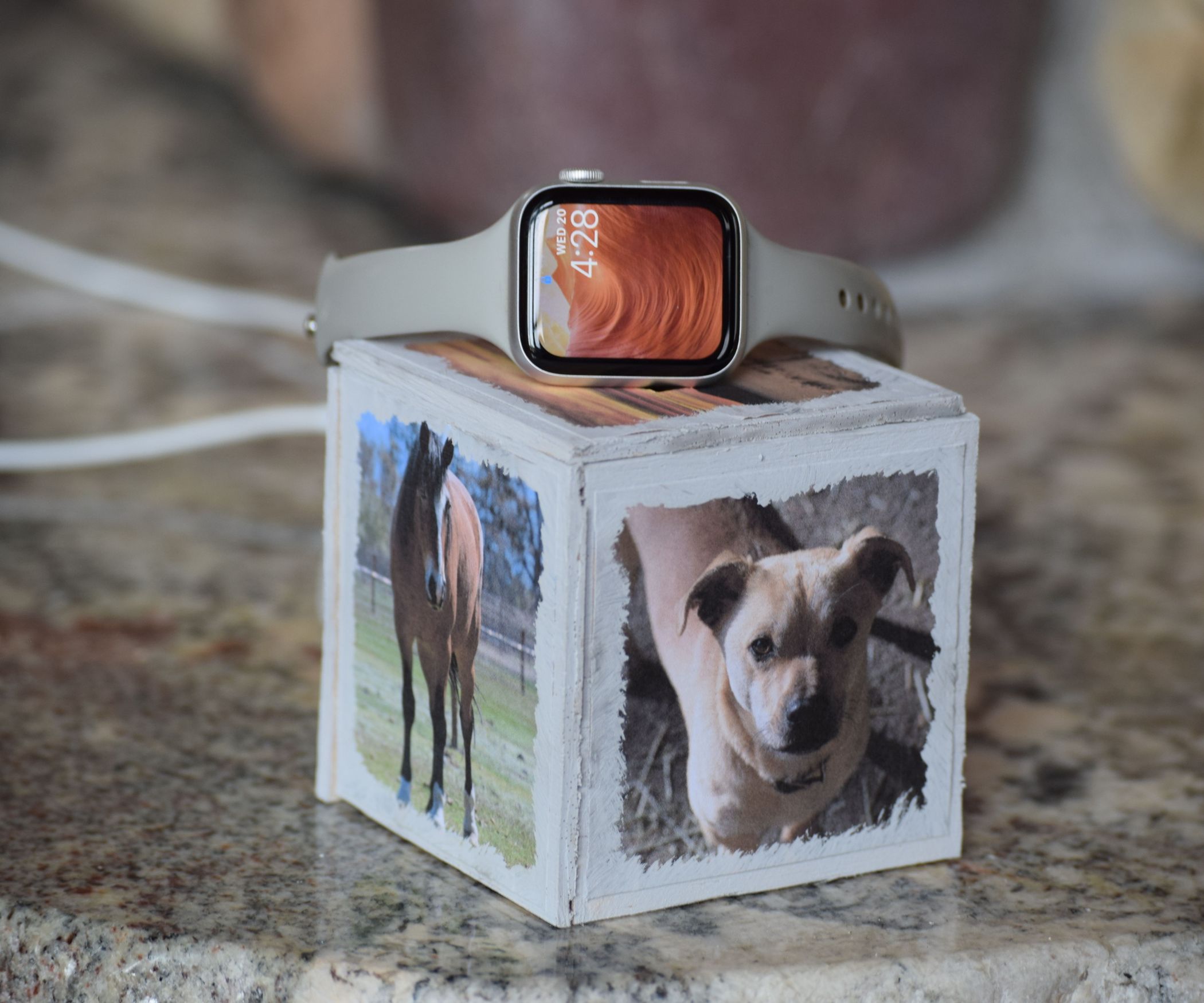 Apple Watch Charger Box : 3 Steps (with Pictures) - Instructables