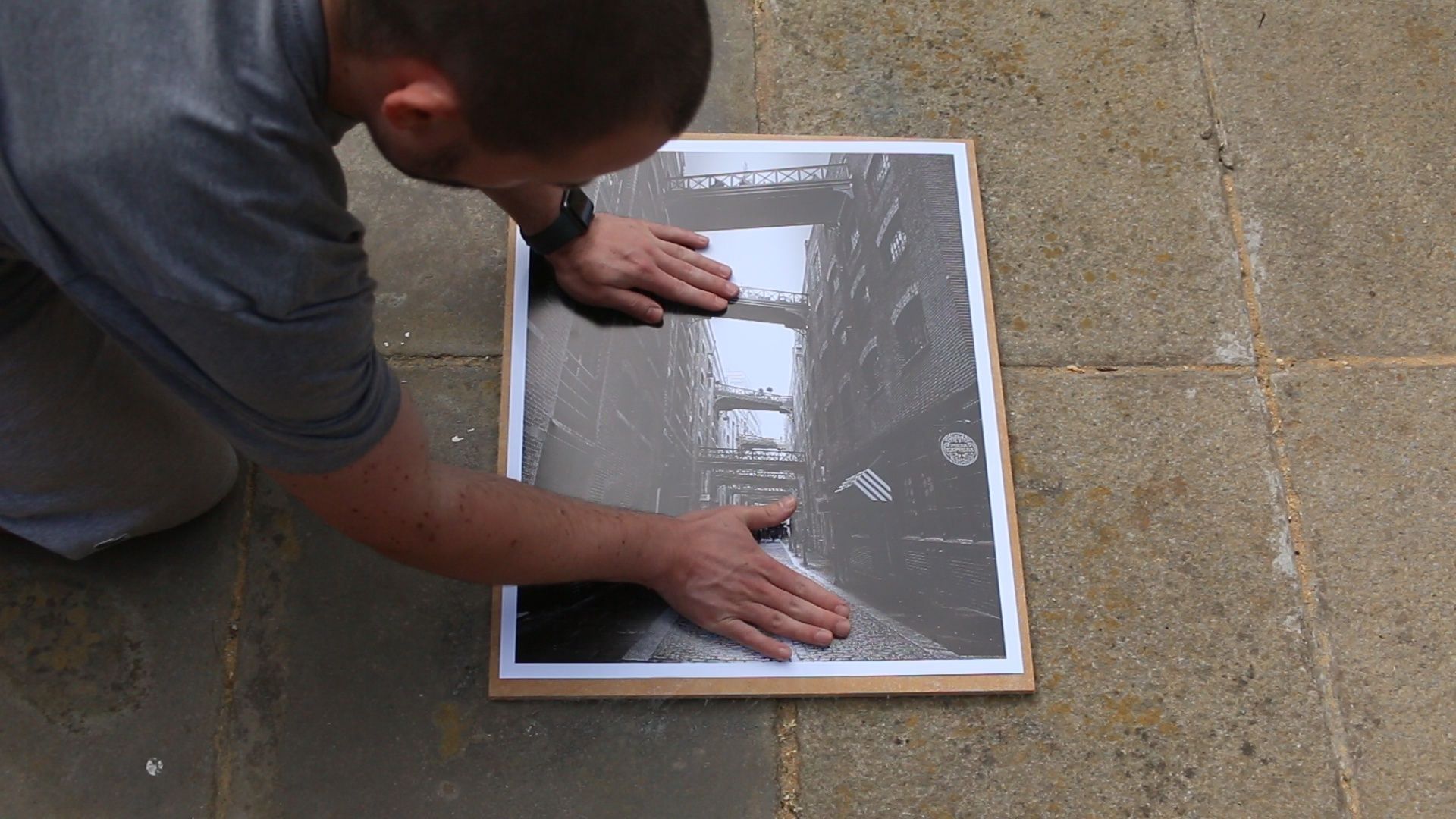 How to Mount Photos Without a Frame : 4 Steps (with Pictures ...