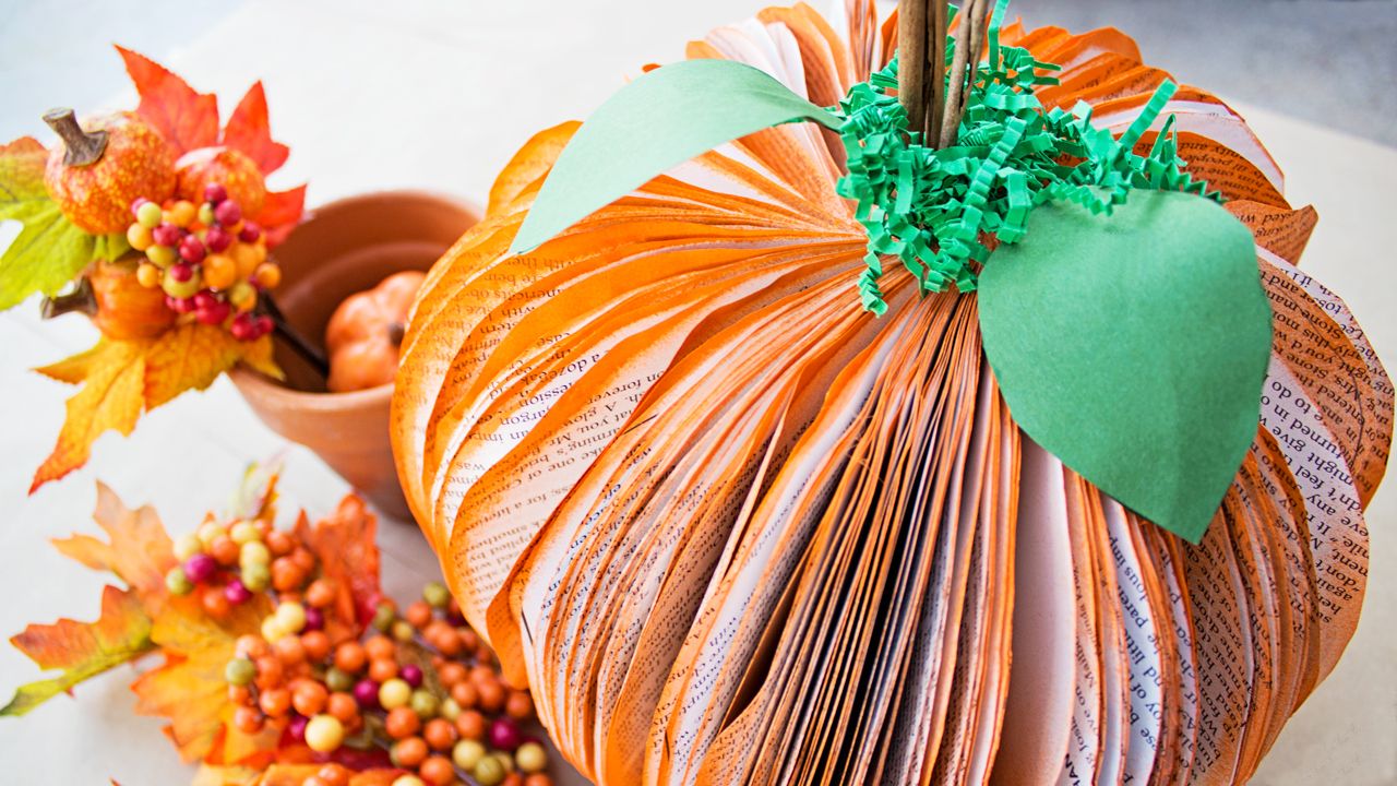 How to Make a Book Pumpkin : 6 Steps (with Pictures) - Instructables
