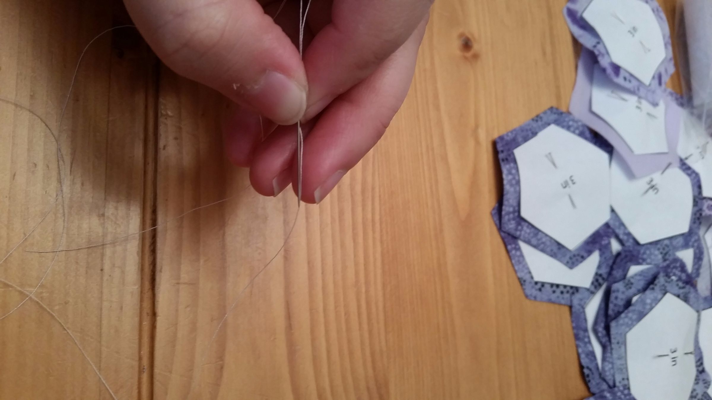 Hexagon English Paper Hand Piecing : 8 Steps (with Pictures ...
