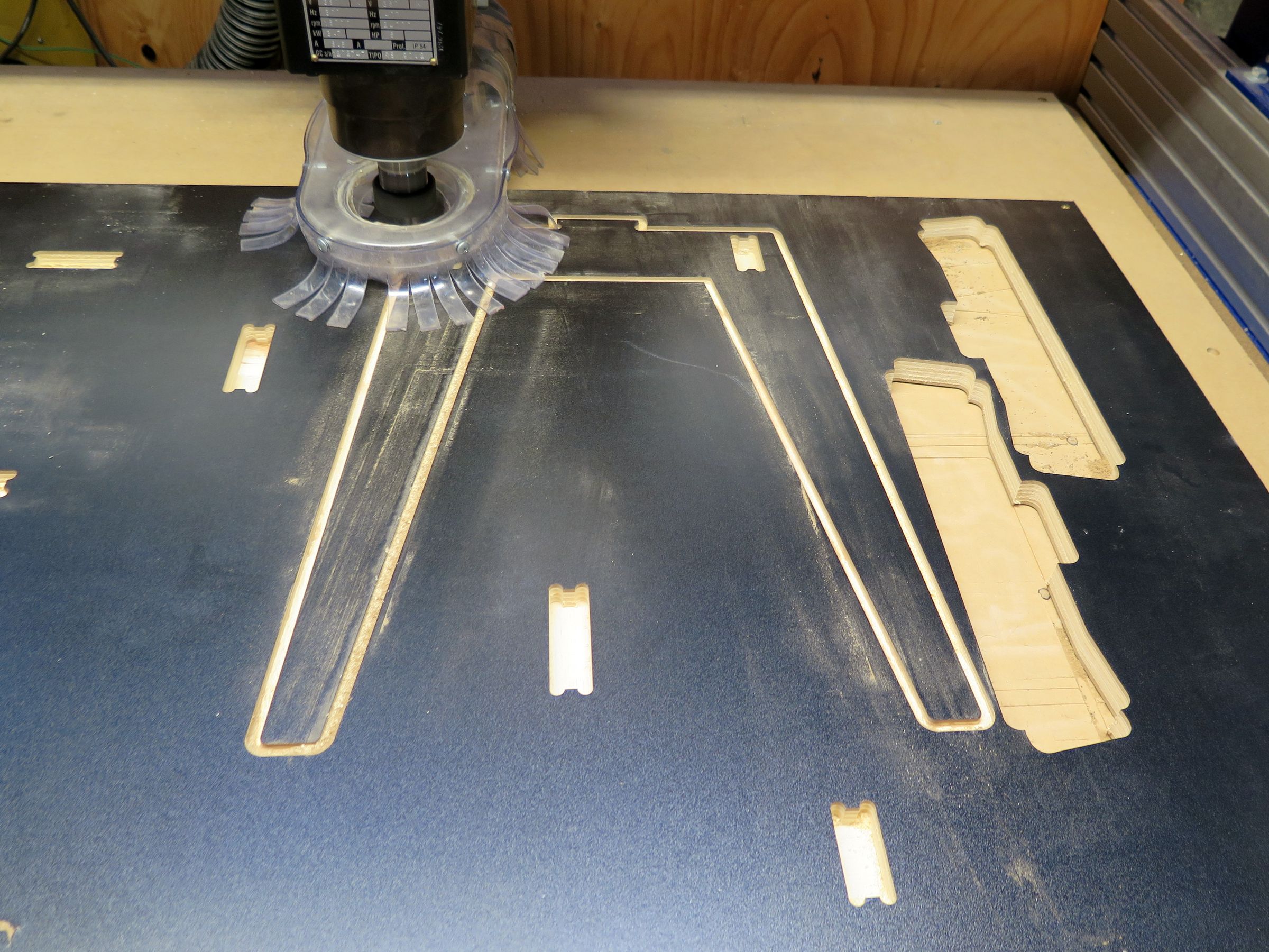 P9S - Stool Made With CNC Router : 13 Steps - Instructables