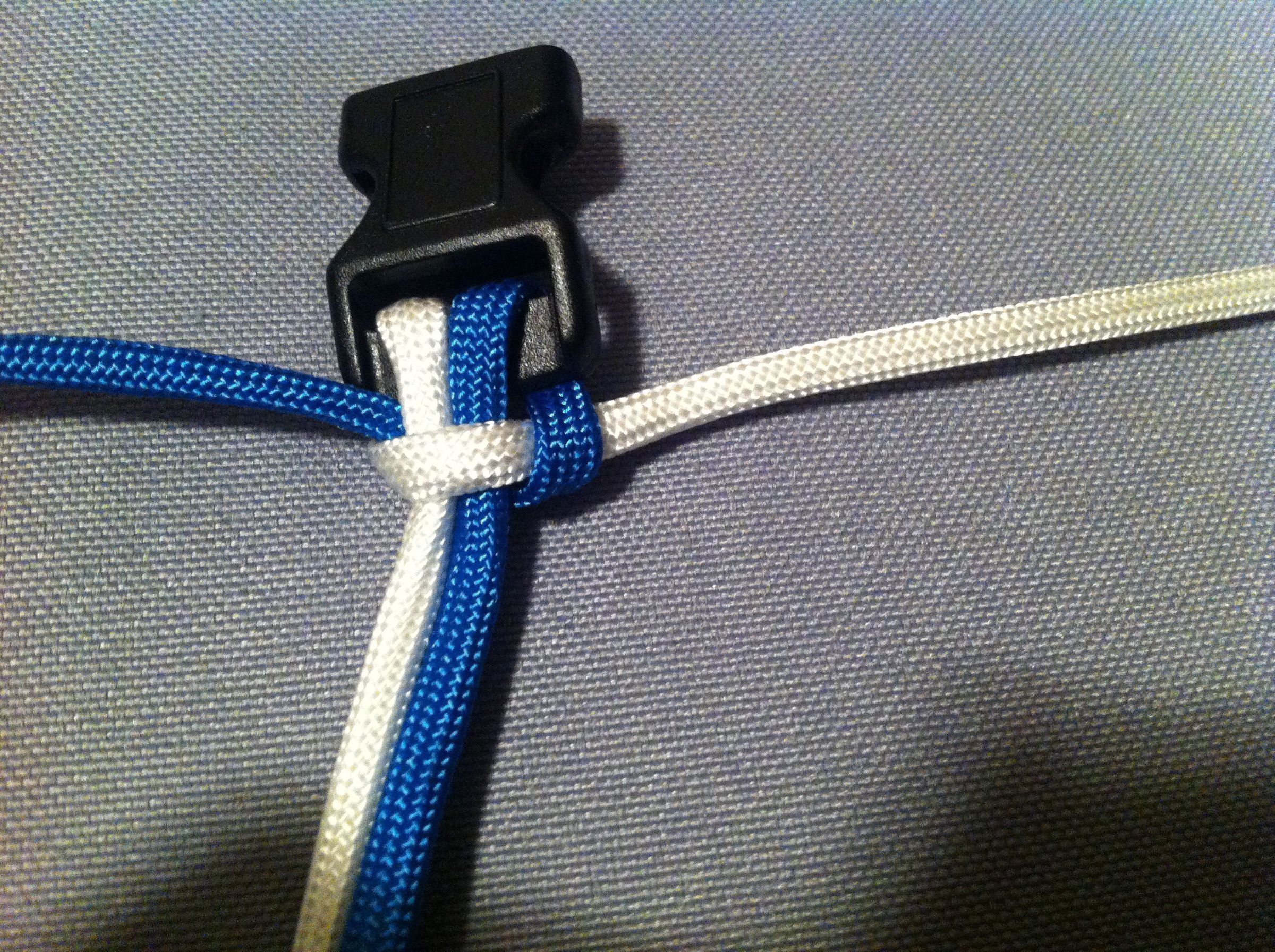 Paracord Heart Bracelet : 5 Steps (with Pictures) - Instructables