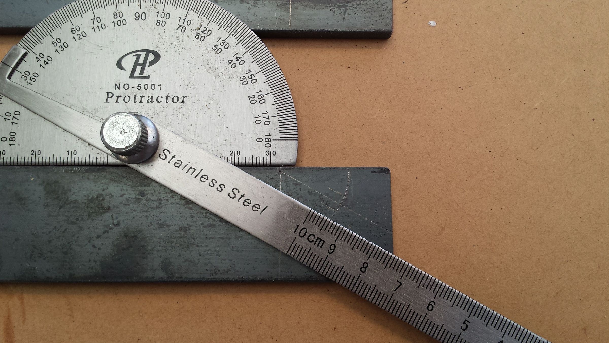 A Homemade Set of C-Spanners : 4 Steps (with Pictures) - Instructables