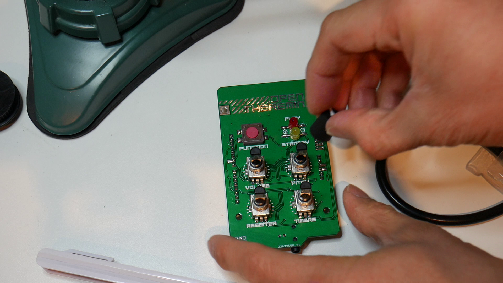 Open Theremin From Scratch: Building a PCB From Open Source Plans : 8 ...