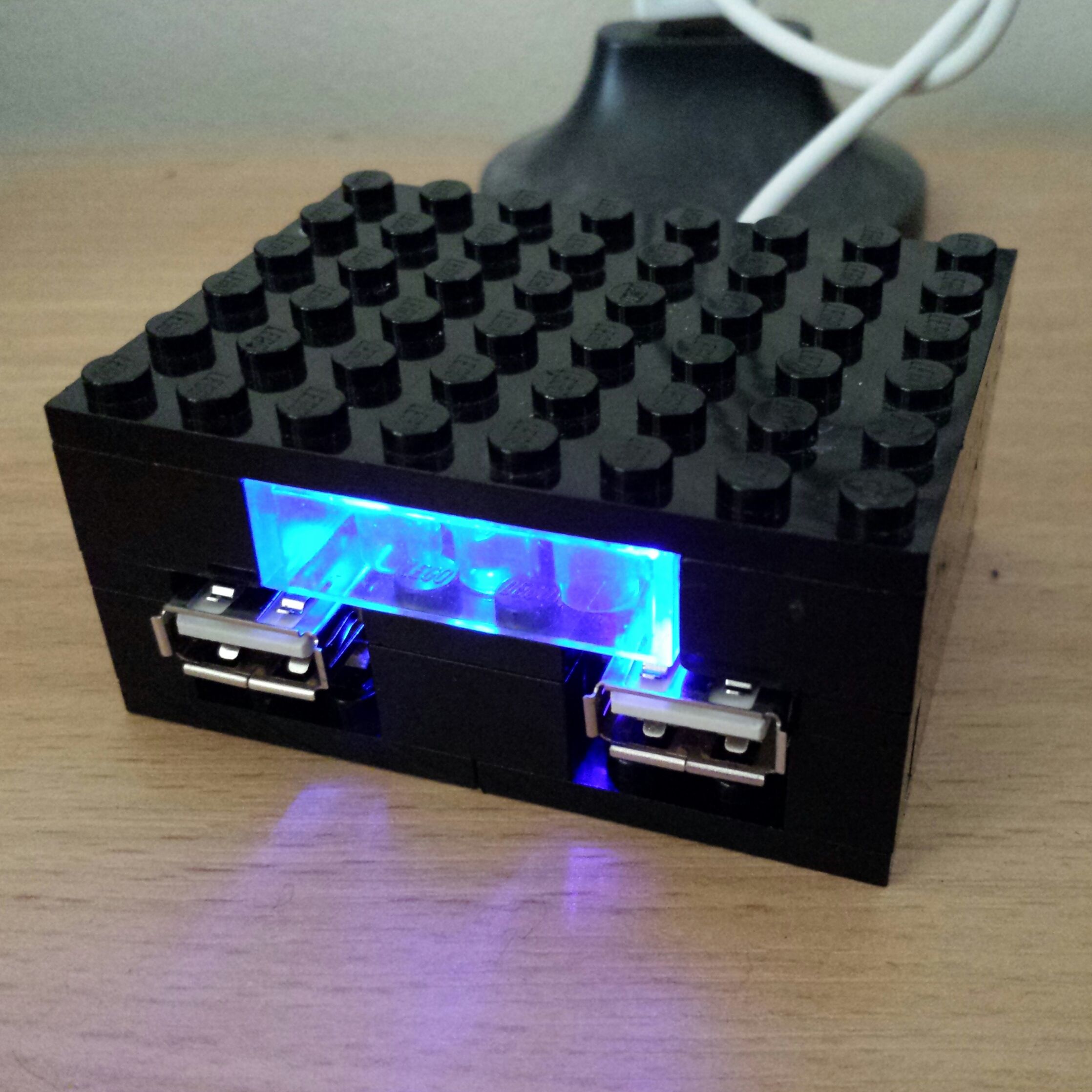 Quick & Easy Lego USB Hub : 3 Steps - Instructables
