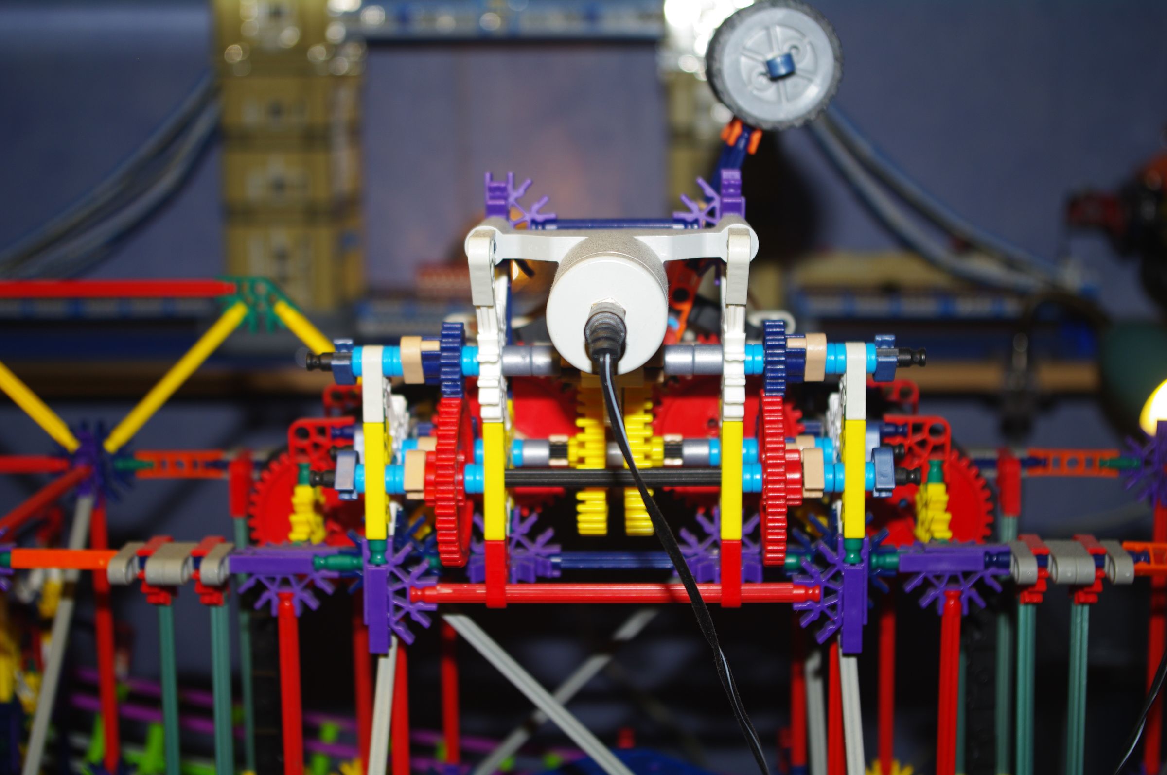 K'nex Ball Machine Intertwined - Instructables