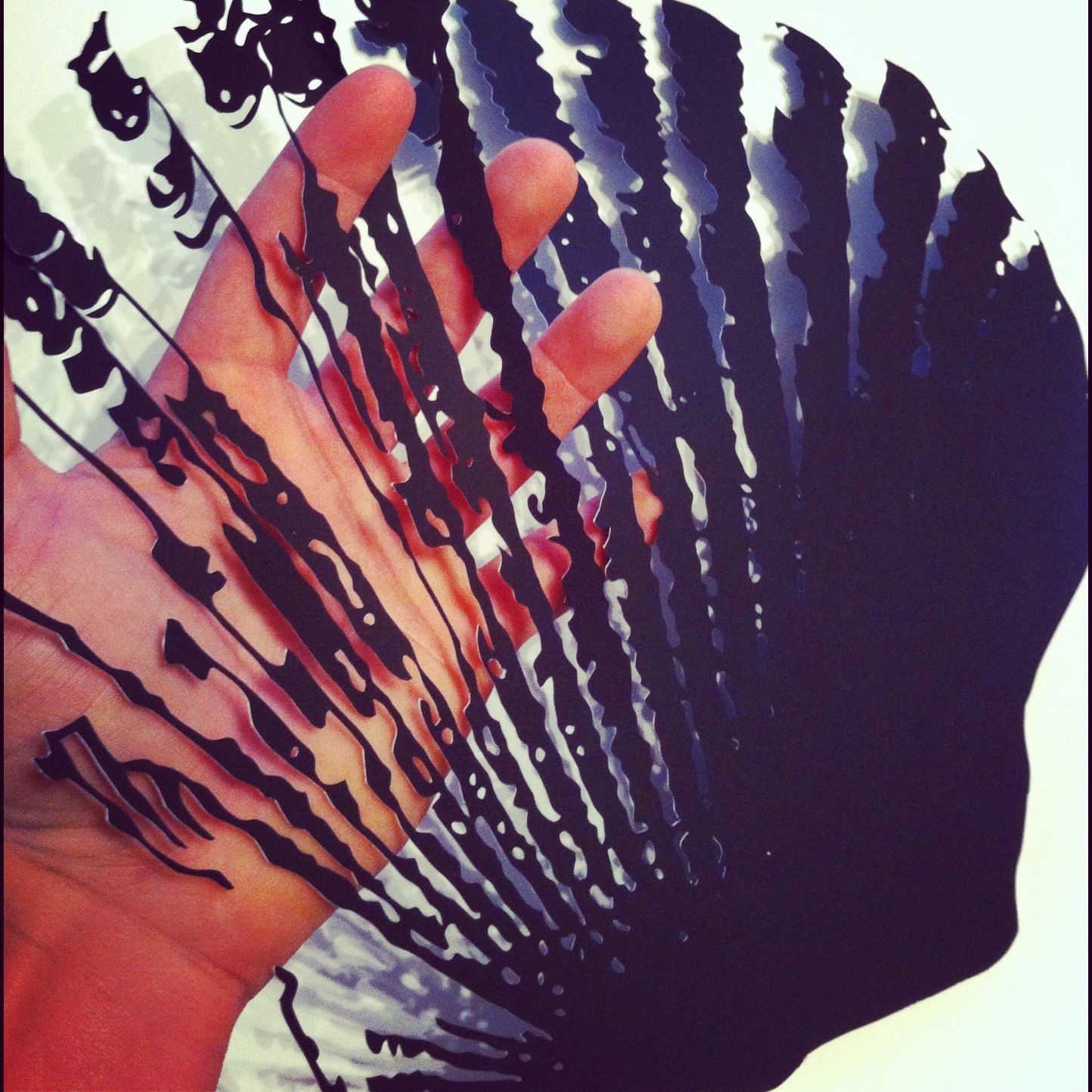 How to Make a Valentines Hand-Cut Paper Gift : 5 Steps (with Pictures ...