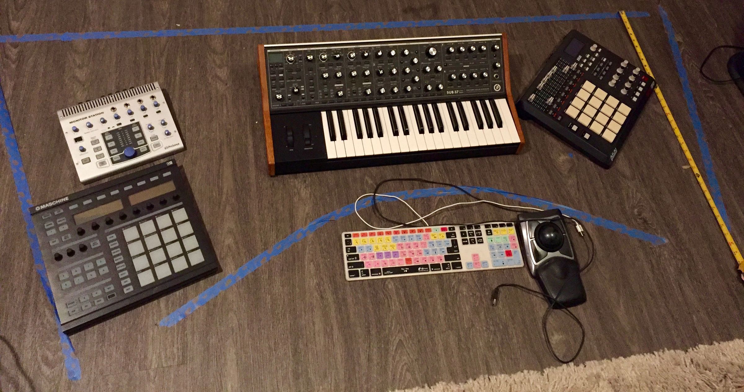 DIY Ergonomic Sound Design Workstation : 12 Steps - Instructables