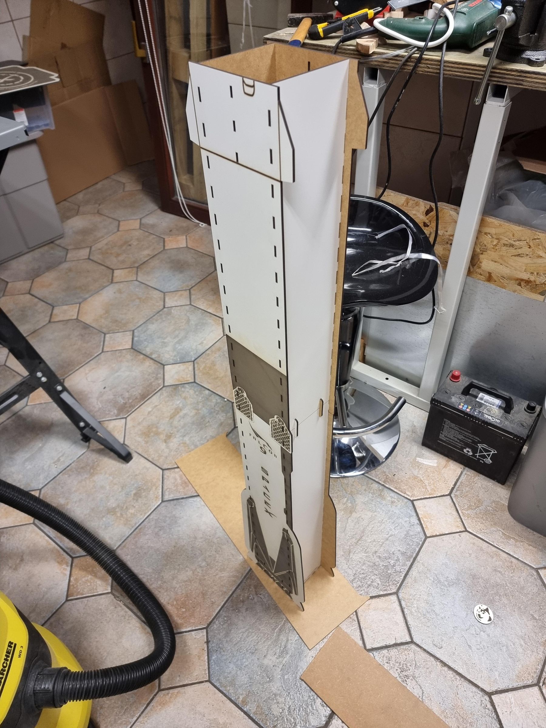 Falcon 9 Socks Dispenser, With Dragon and Doge on Board! : 11 Steps ...