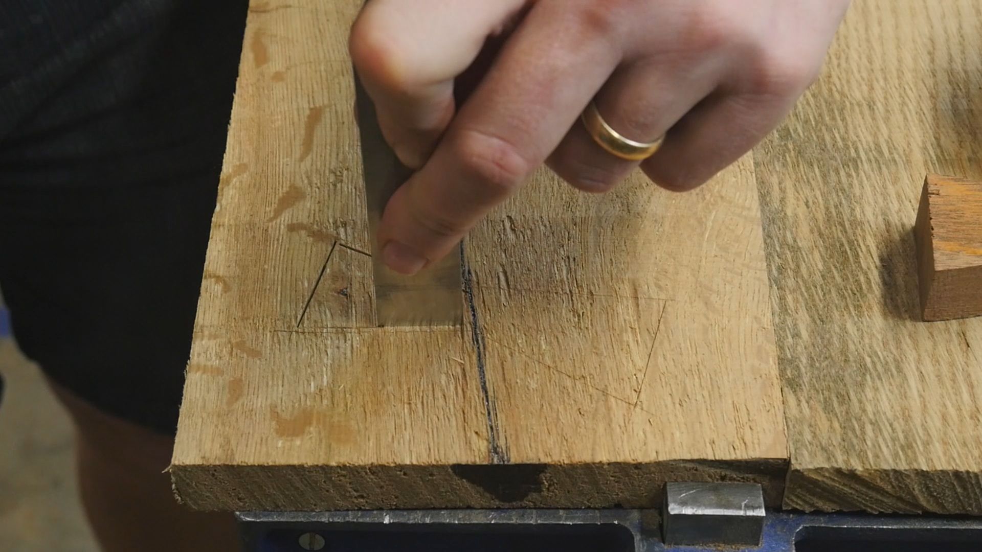 Inlay a Bow Tie by Hand : 7 Steps (with Pictures) - Instructables