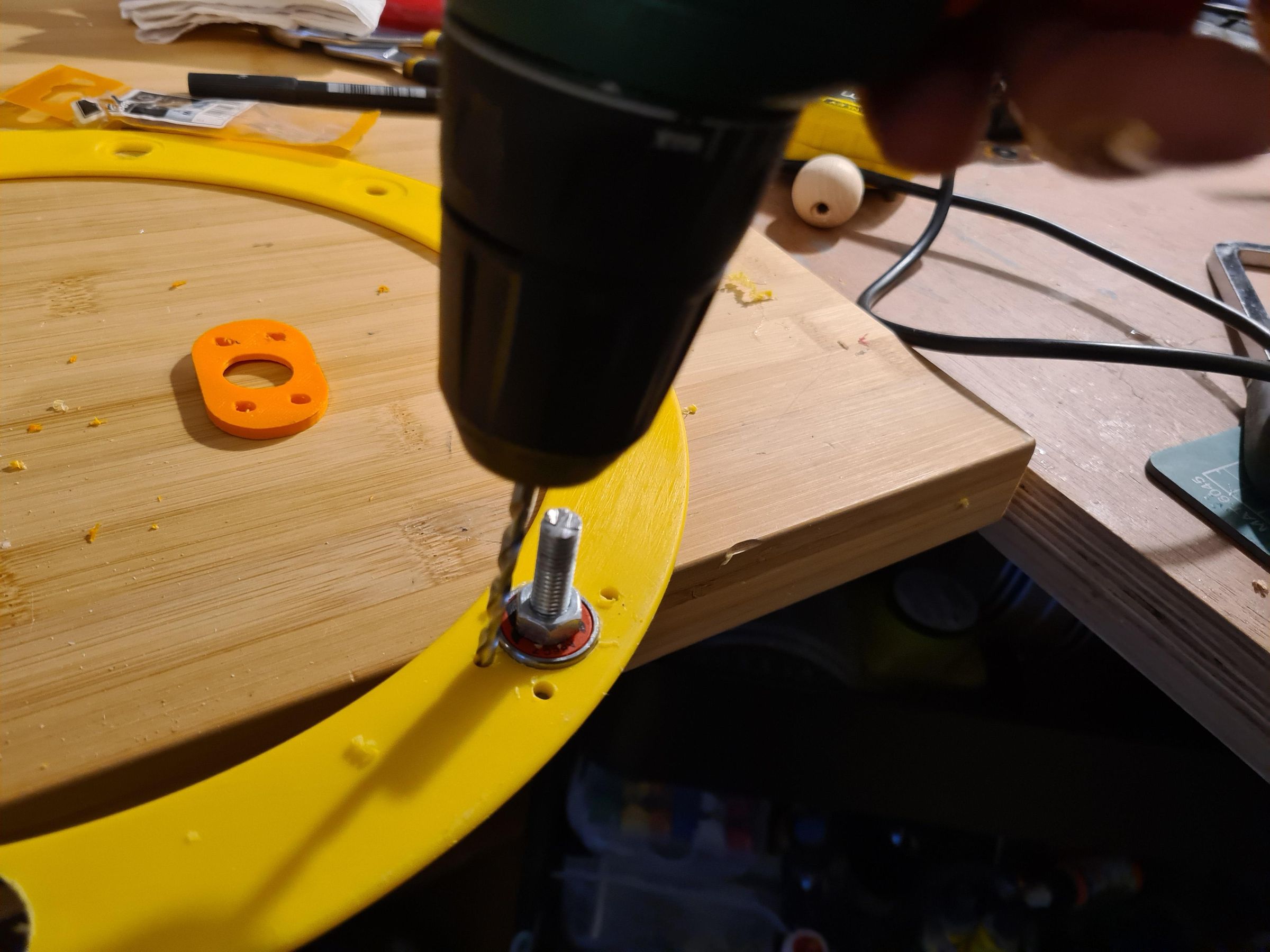 D4E1 Juggle Ring Stick : 7 Steps - Instructables