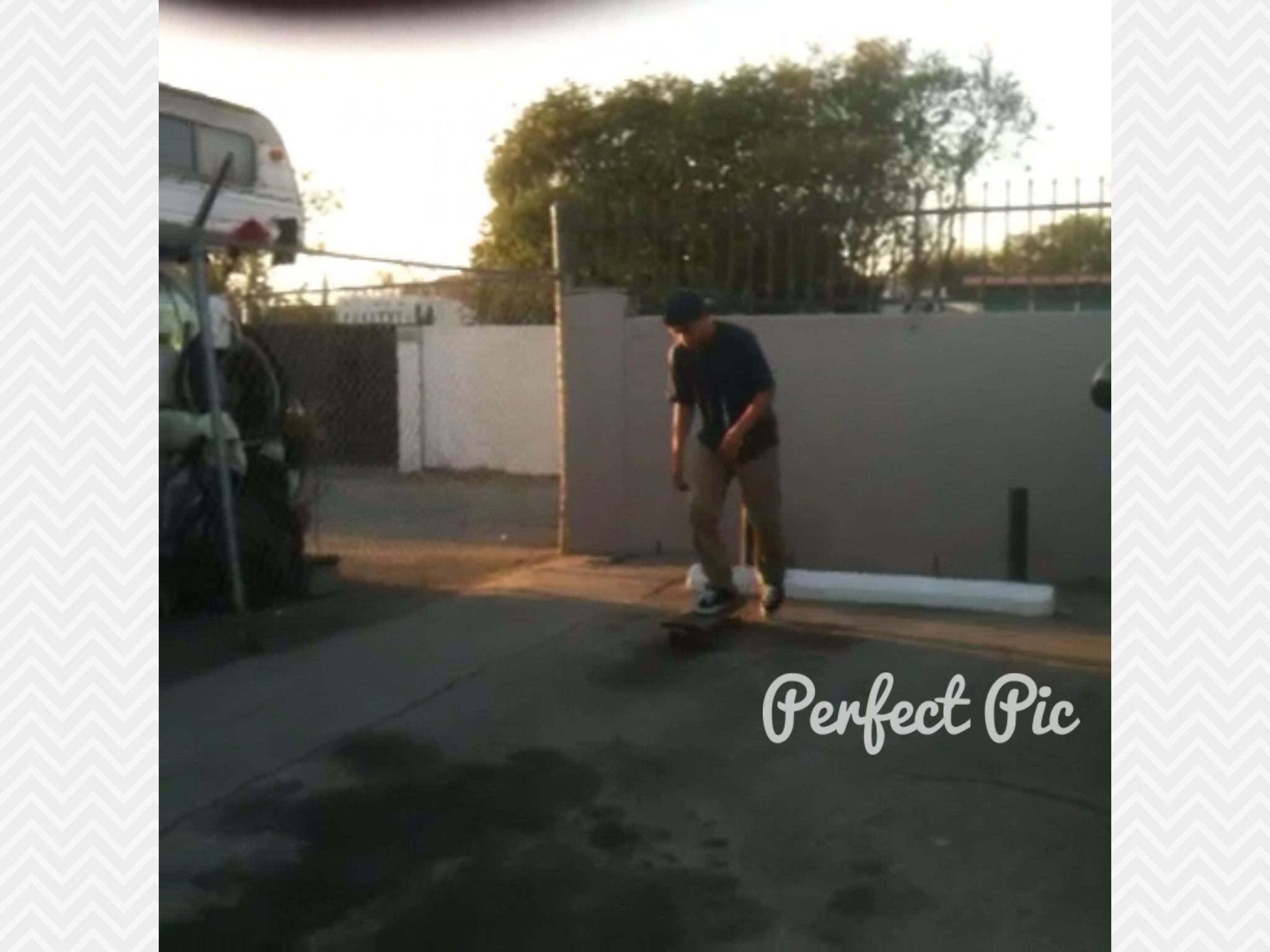 How to Kick Flip Regular Stance : 17 Steps - Instructables