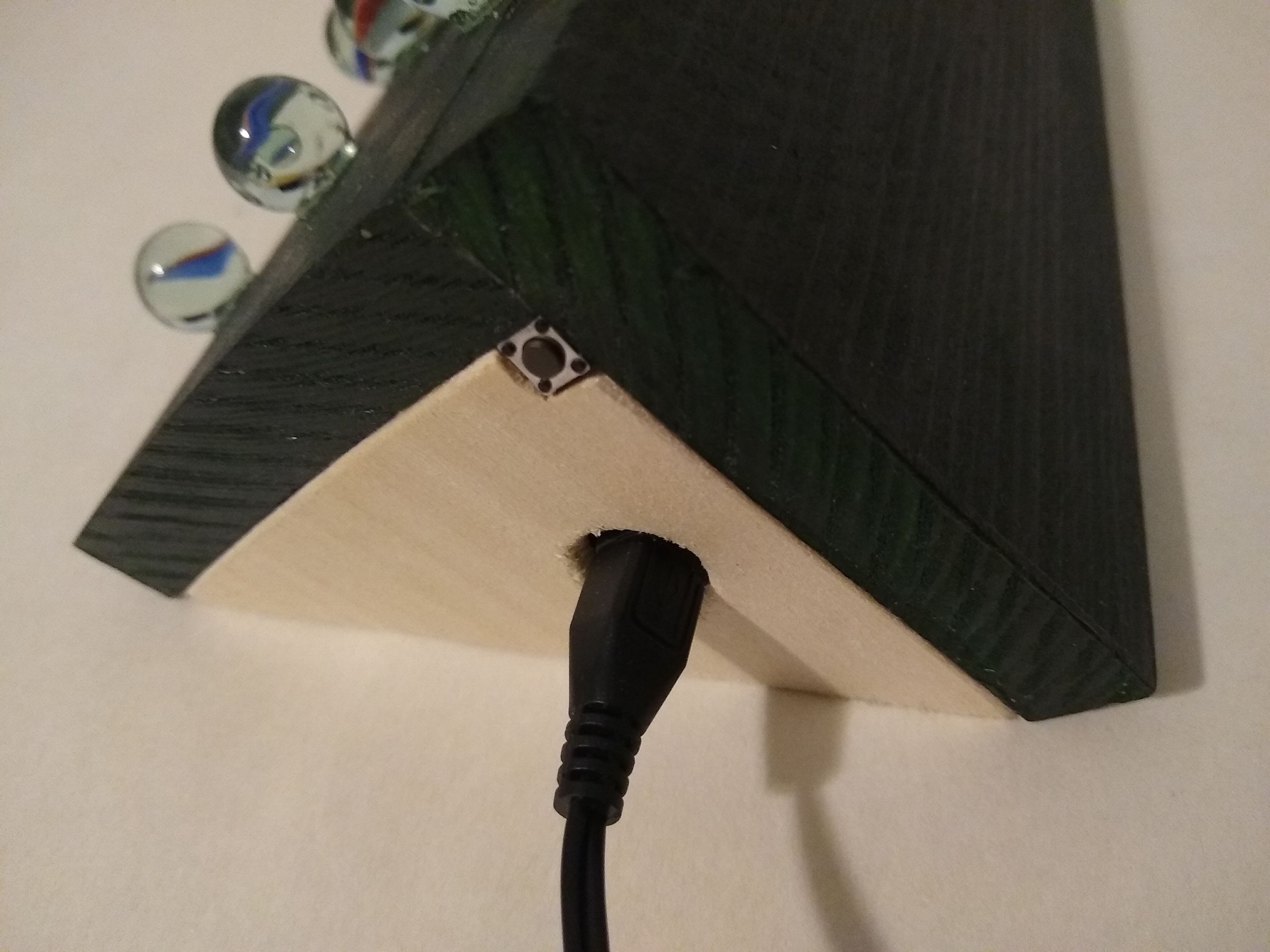 True Binary Clock With NTP Sync : 4 Steps - Instructables