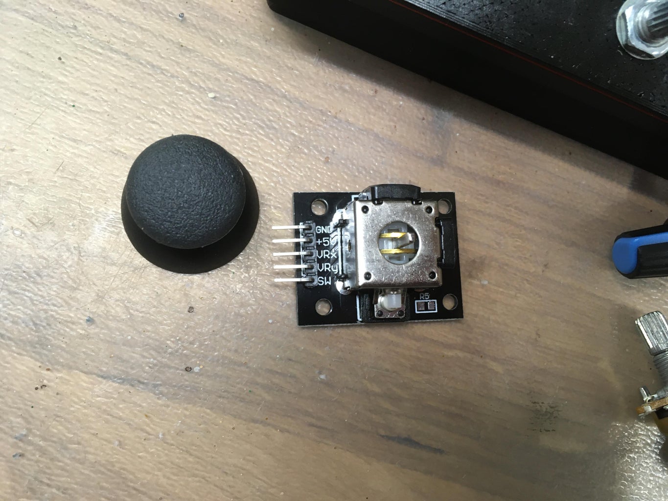 Arduino Keyboard Joystick Extender Box And Sound Controller Thing Using Deej 8 Steps
