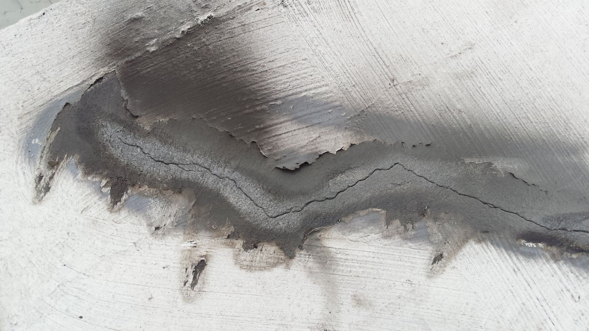 Crack Repair in Concrete Roof : 4 Steps (with Pictures) - Instructables