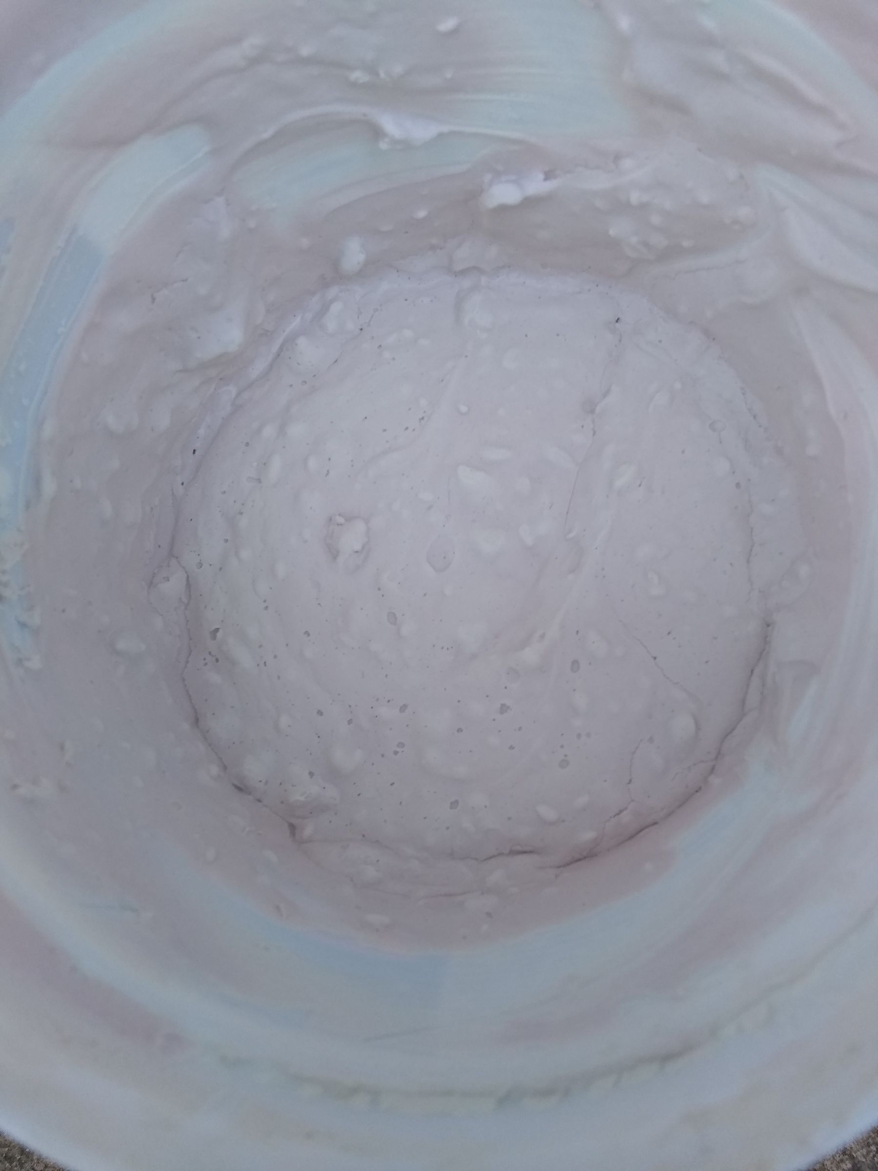 Reconstitute Dried Spackle : 4 Steps - Instructables