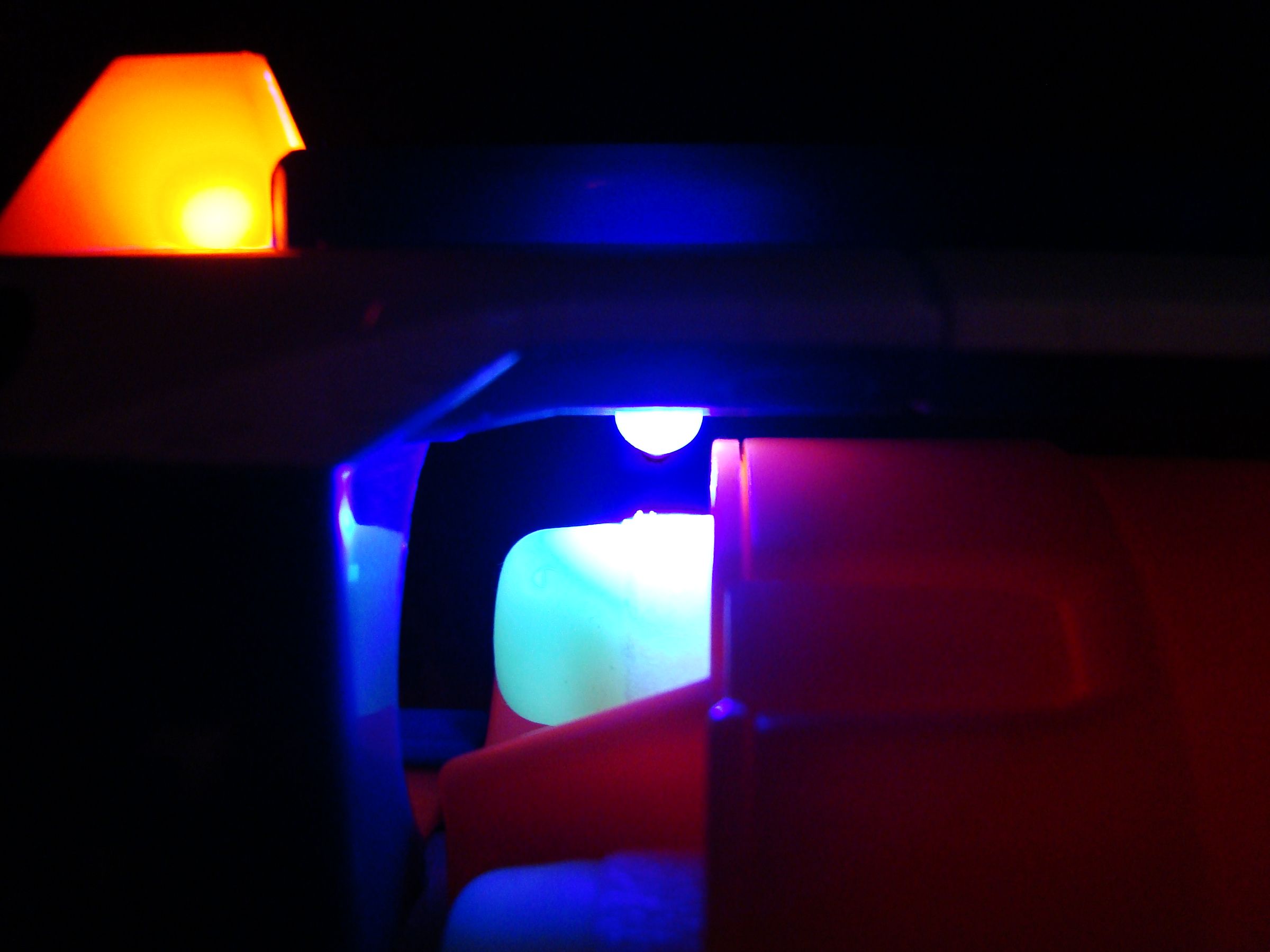 Nerf ELITE GLOW MOD: STRONGARM : 47 Steps - Instructables