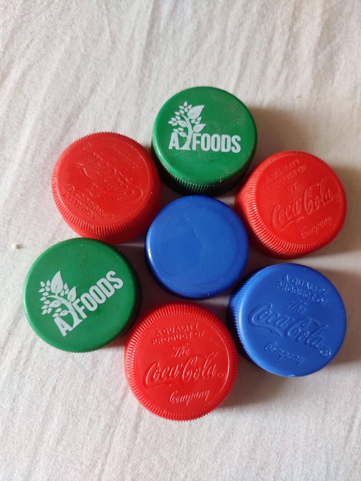 Coasters With Plastic Bottle Caps.... : 6 Steps - Instructables
