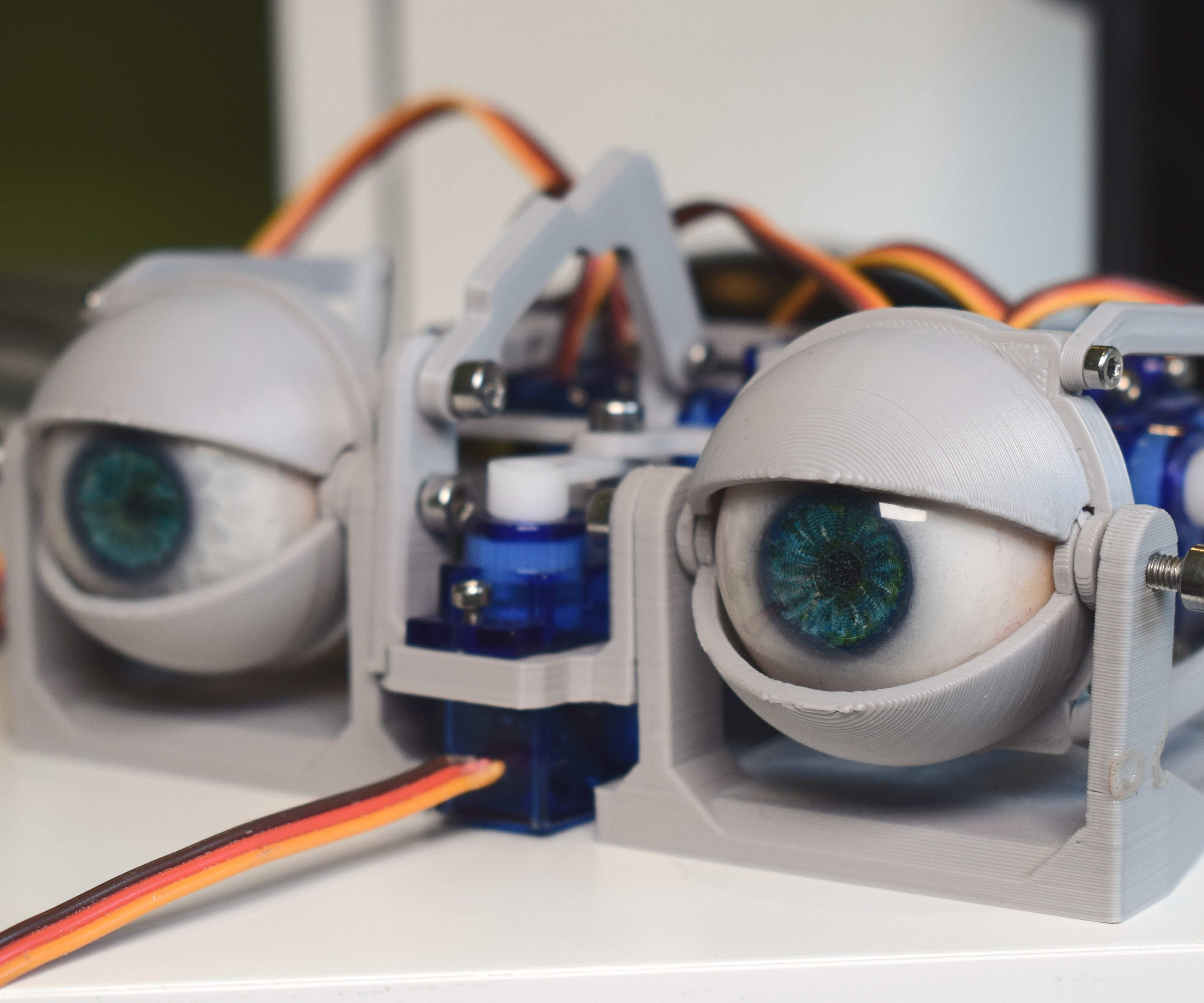 Simplified 3D Printed Animatronic Dual Eye Mechanism : 4 Steps (with ...