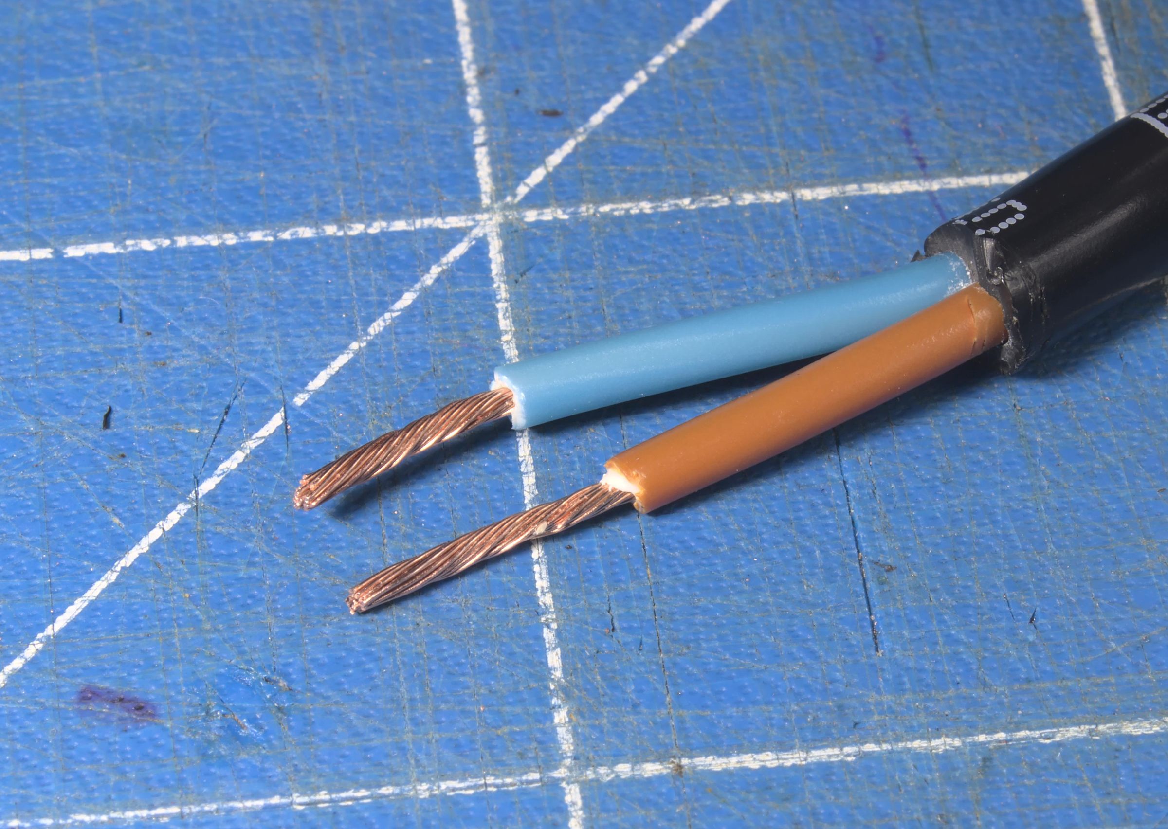 Ant Decorations Light Up at Night. : 40 Steps (with Pictures ...