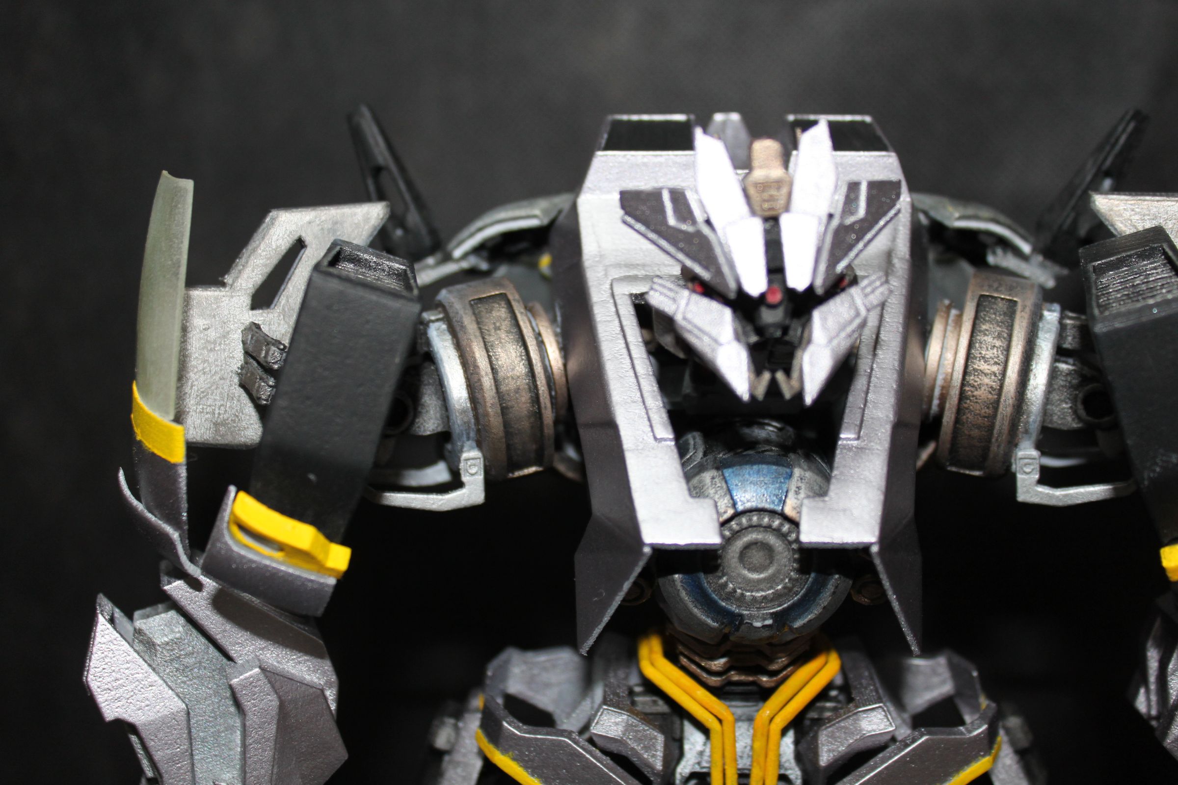 Transformers: Astrotrain : 4 Steps - Instructables