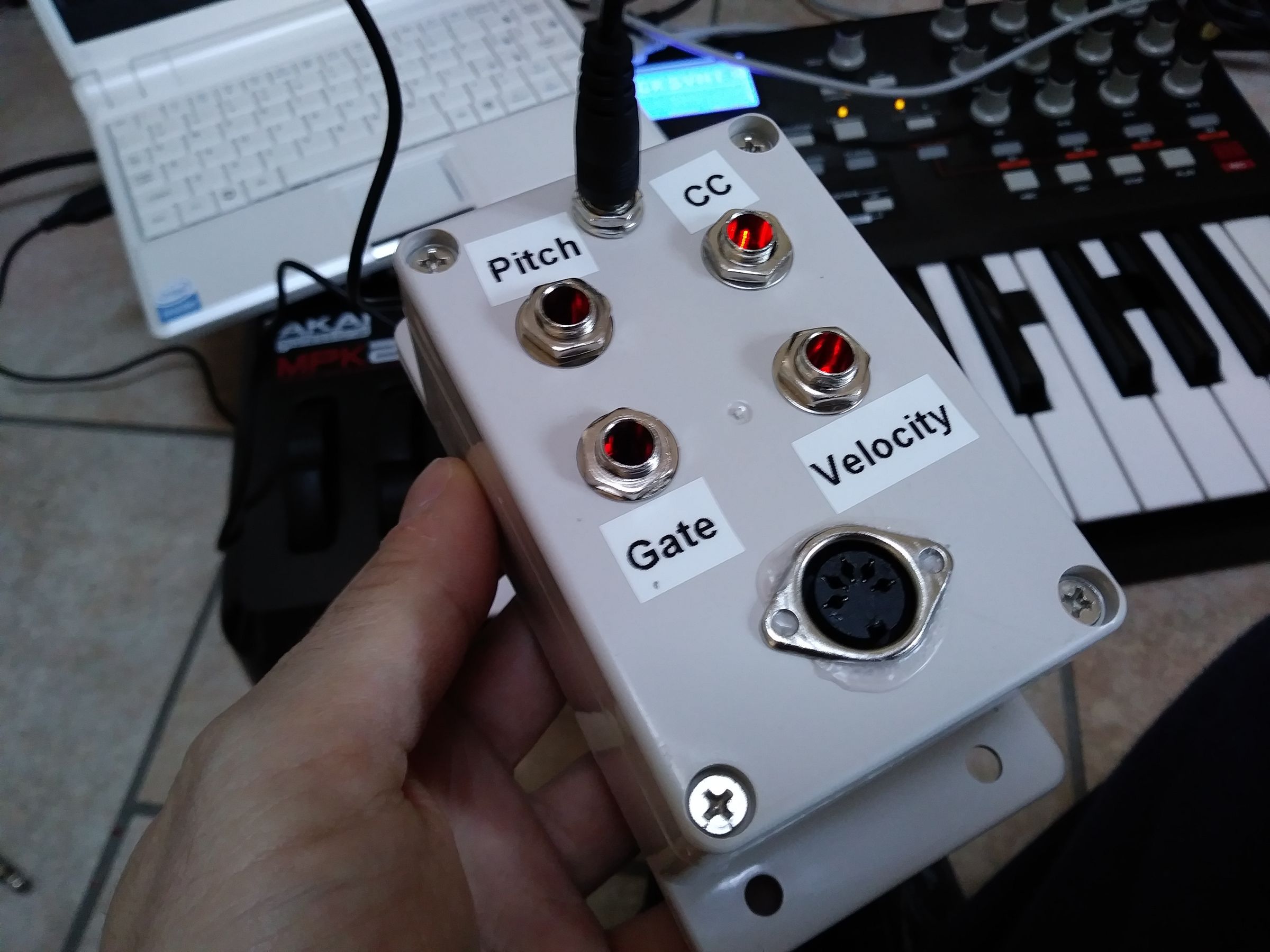 Another MIDI to CV Box : 7 Steps (with Pictures) - Instructables