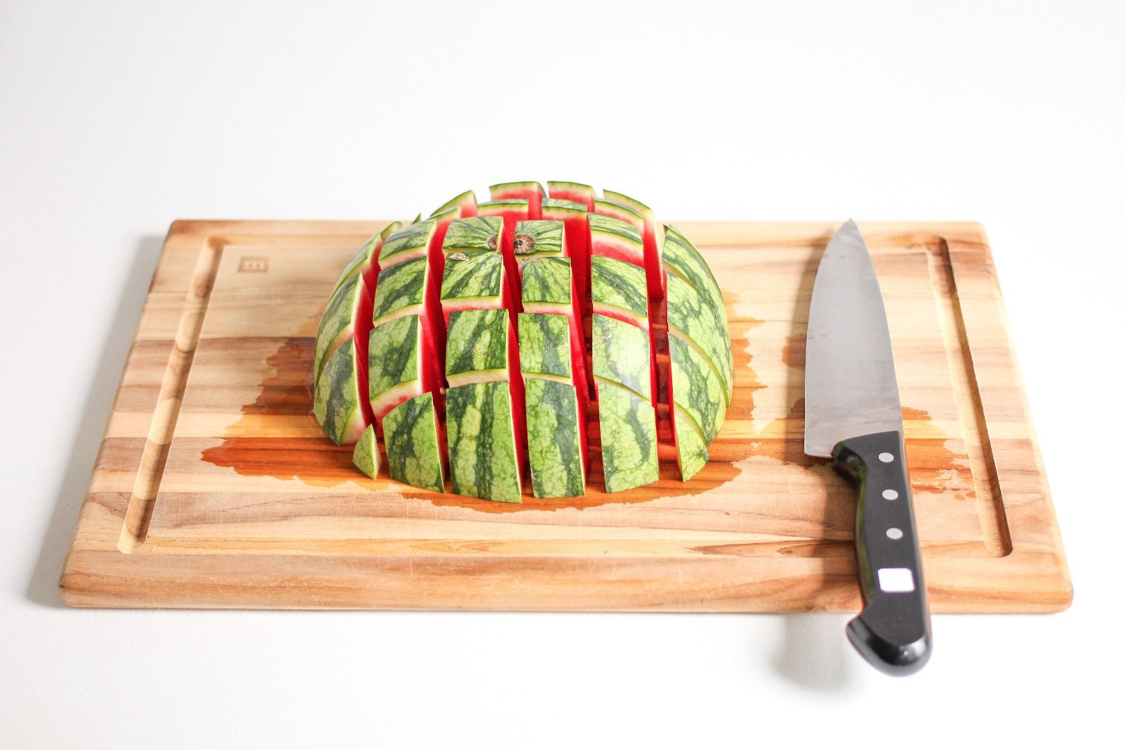 The Best Way to Cut a Melon : 5 Steps (with Pictures) - Instructables