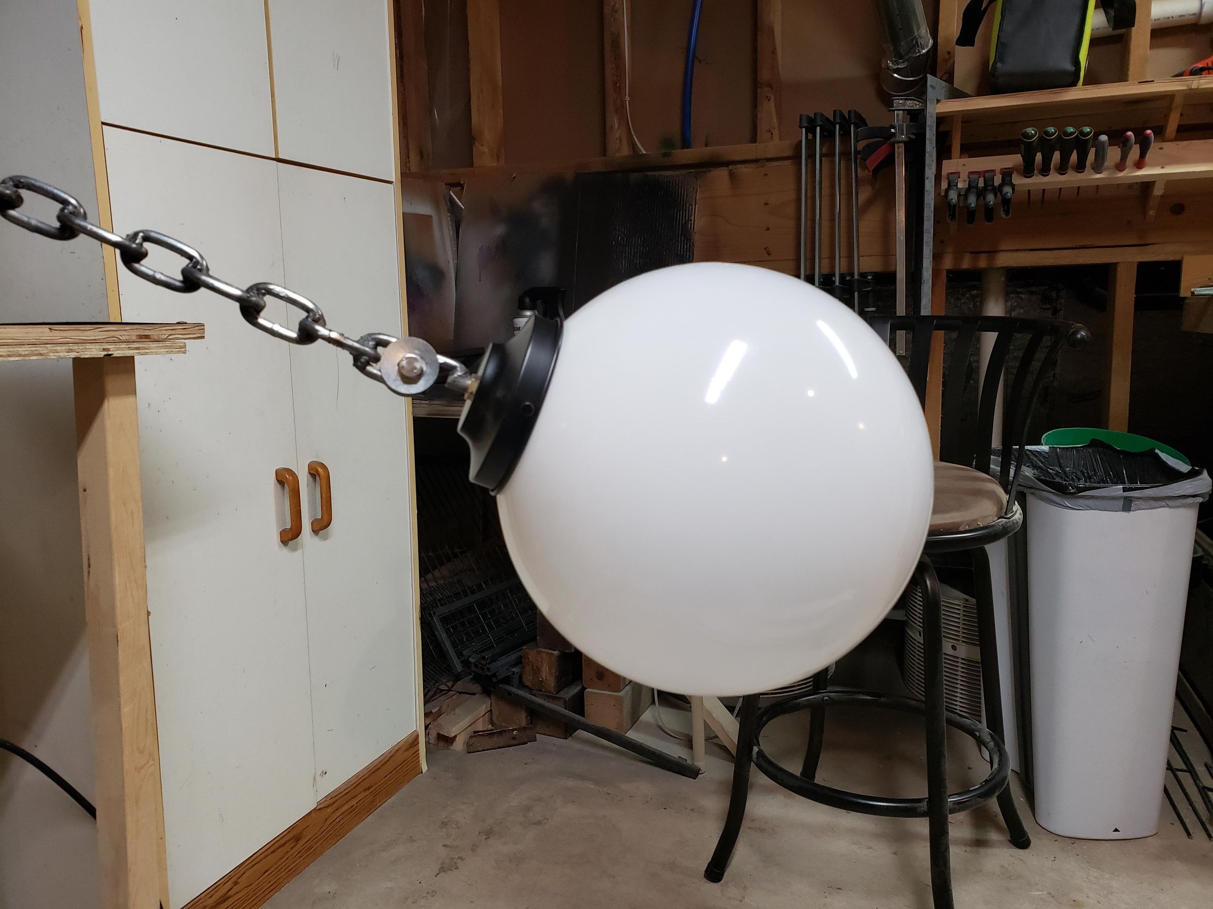 Chain Chomp Wall Lamp : 10 Steps (with Pictures) - Instructables