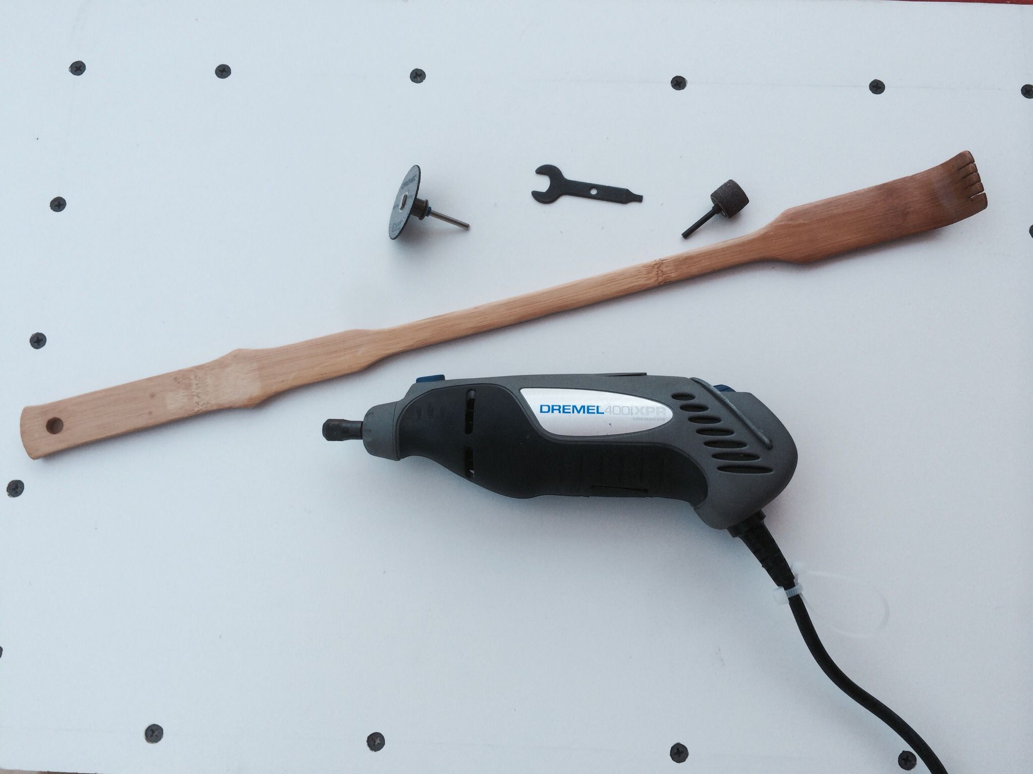 Better Back Scratcher : 5 Steps - Instructables