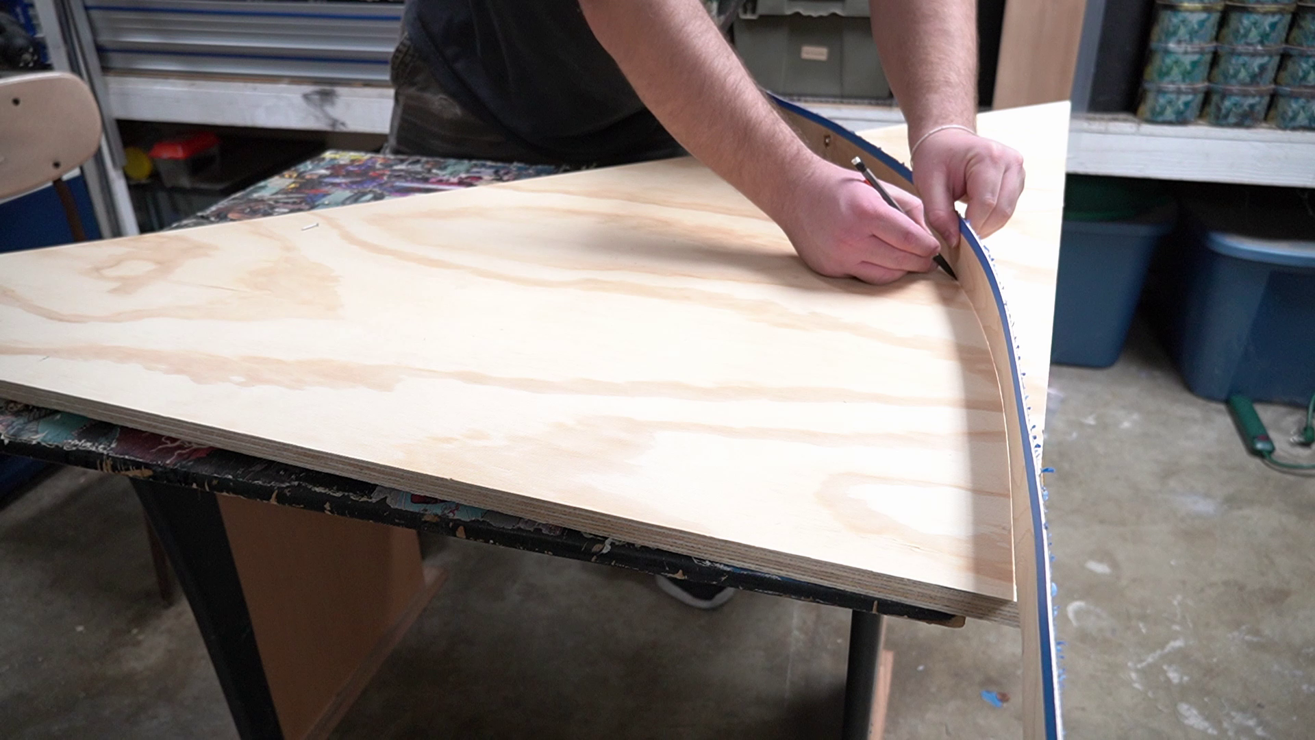 Giant Pizza Table : 13 Steps (with Pictures) - Instructables