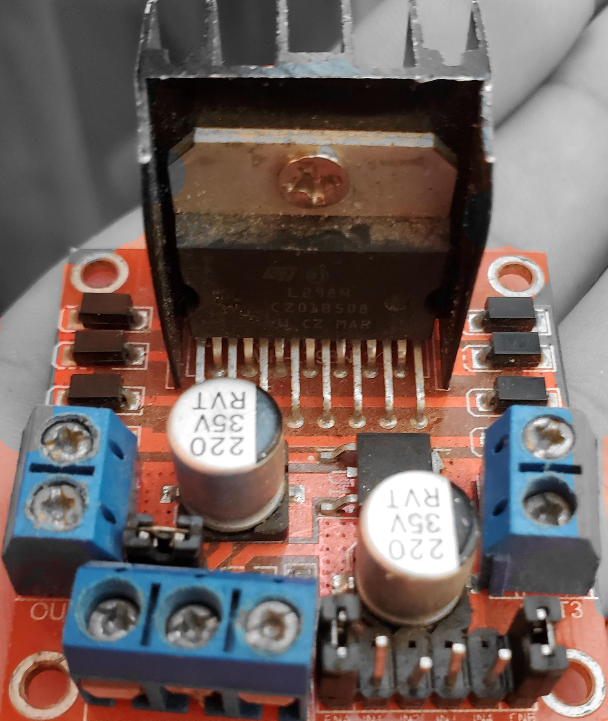 Line Follower Robot : 4 Steps (with Pictures) - Instructables