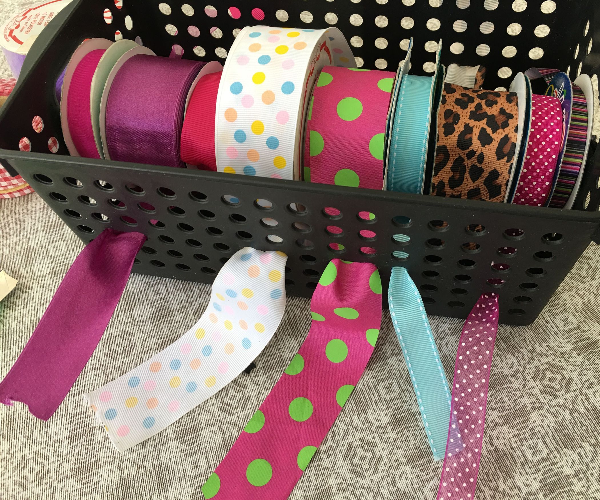 Ribbon Dispenser : 5 Steps - Instructables