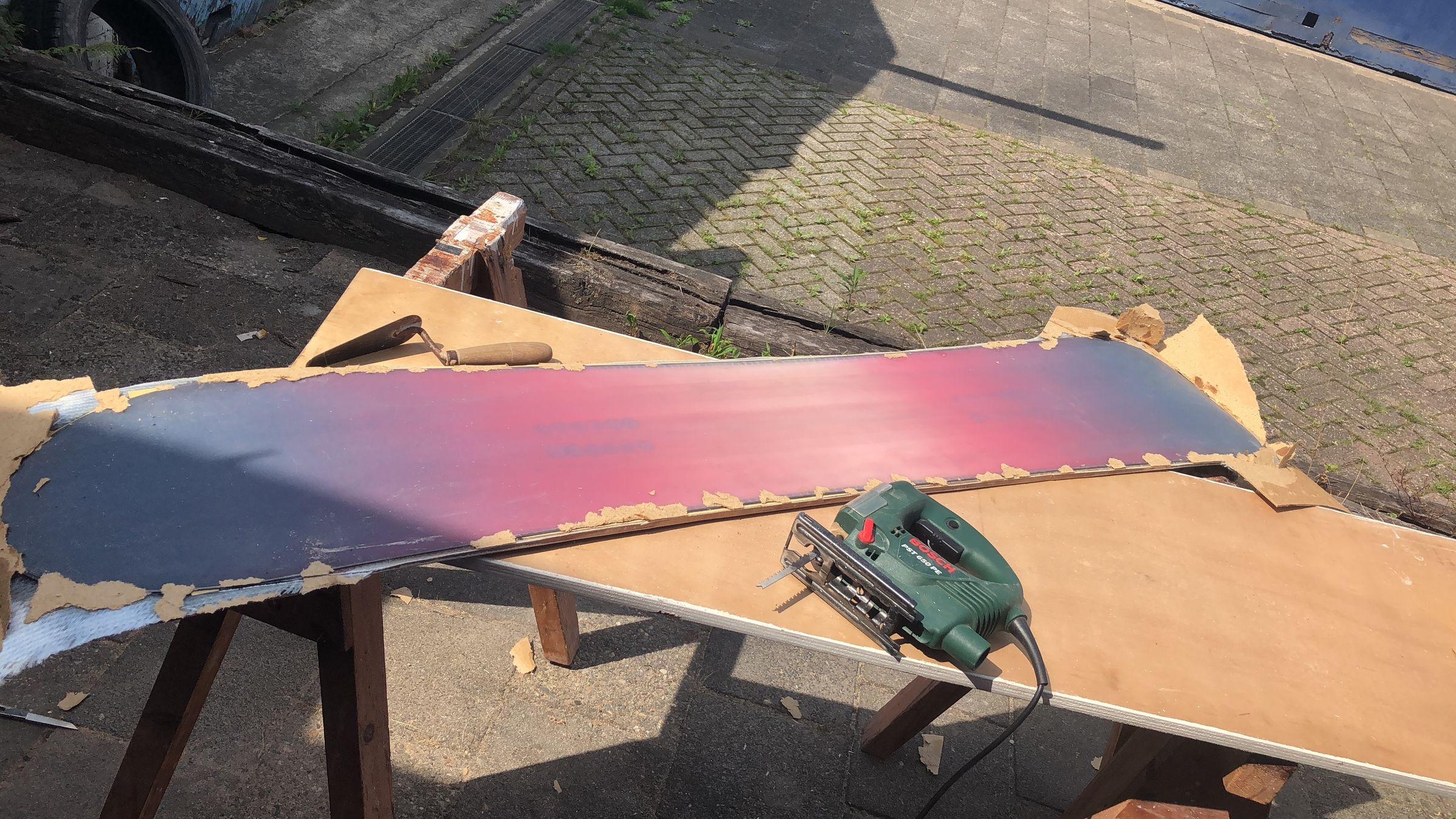 How to Build Your Own Snowboard or Skis : 10 Steps (with Pictures ...