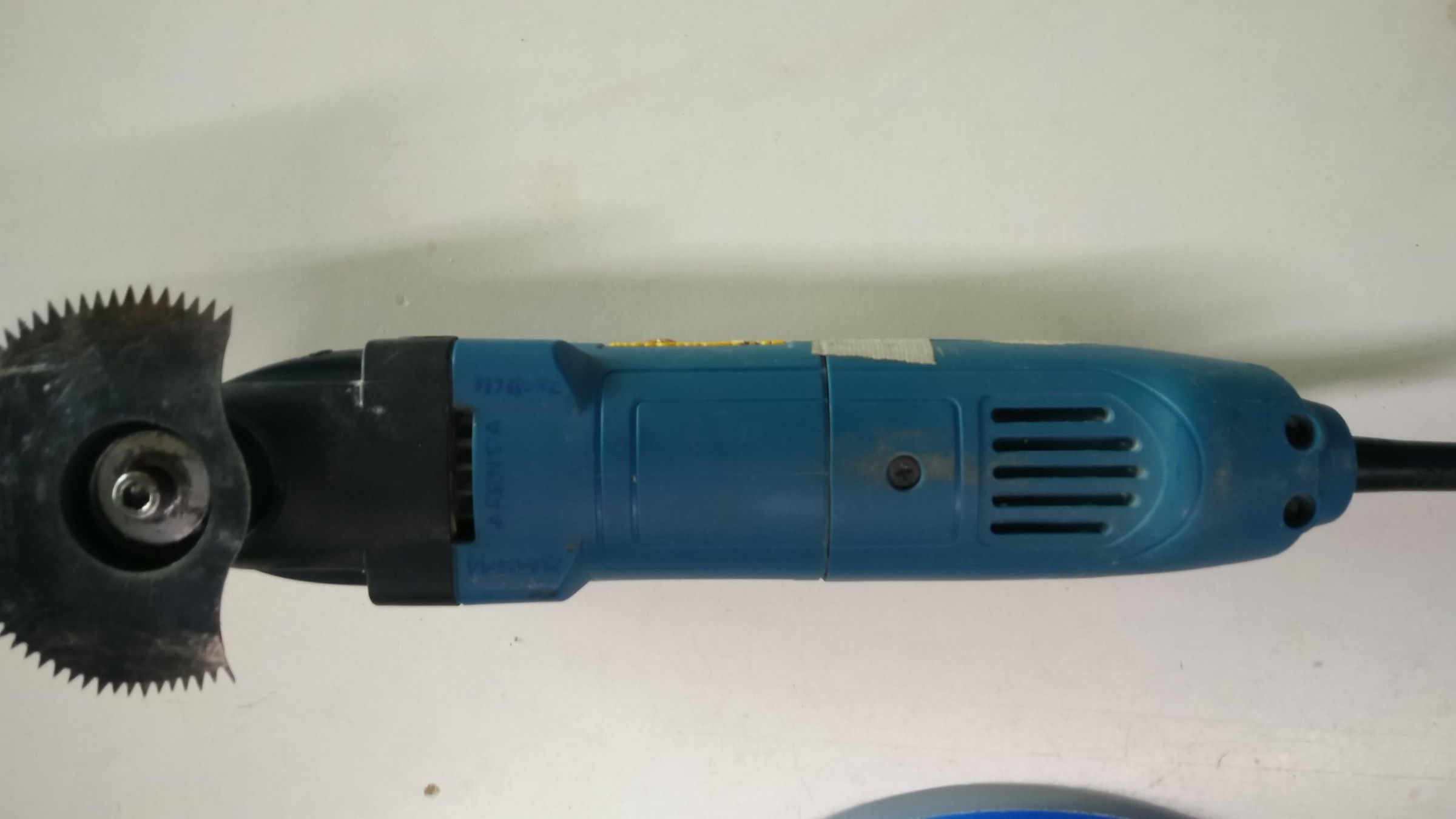 DIY Powerful Lawn Trimmer From an Angle Grinder : 11 Steps (with ...