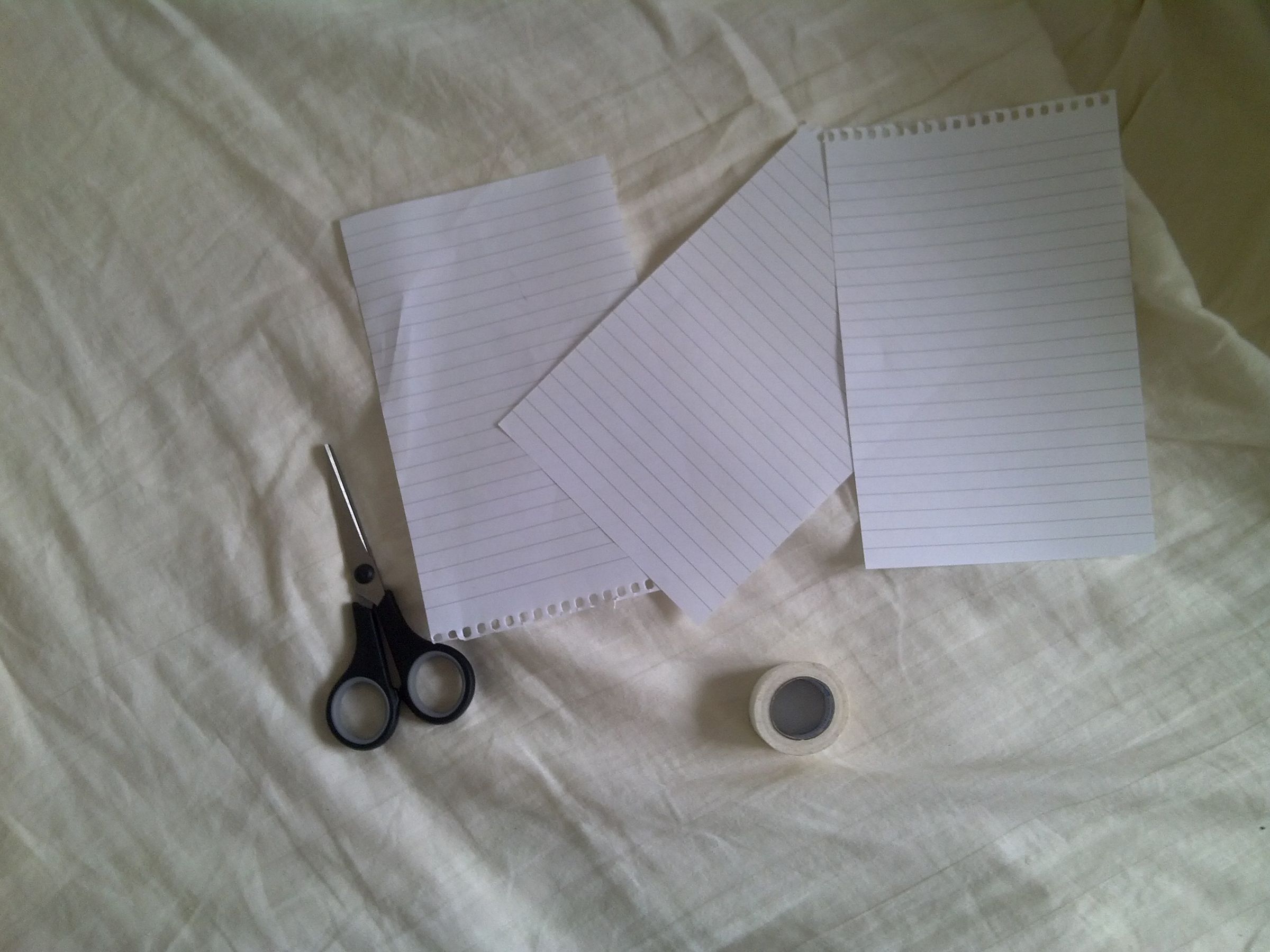 Make a Sweep Out of Paper for Your Desk! : 6 Steps - Instructables