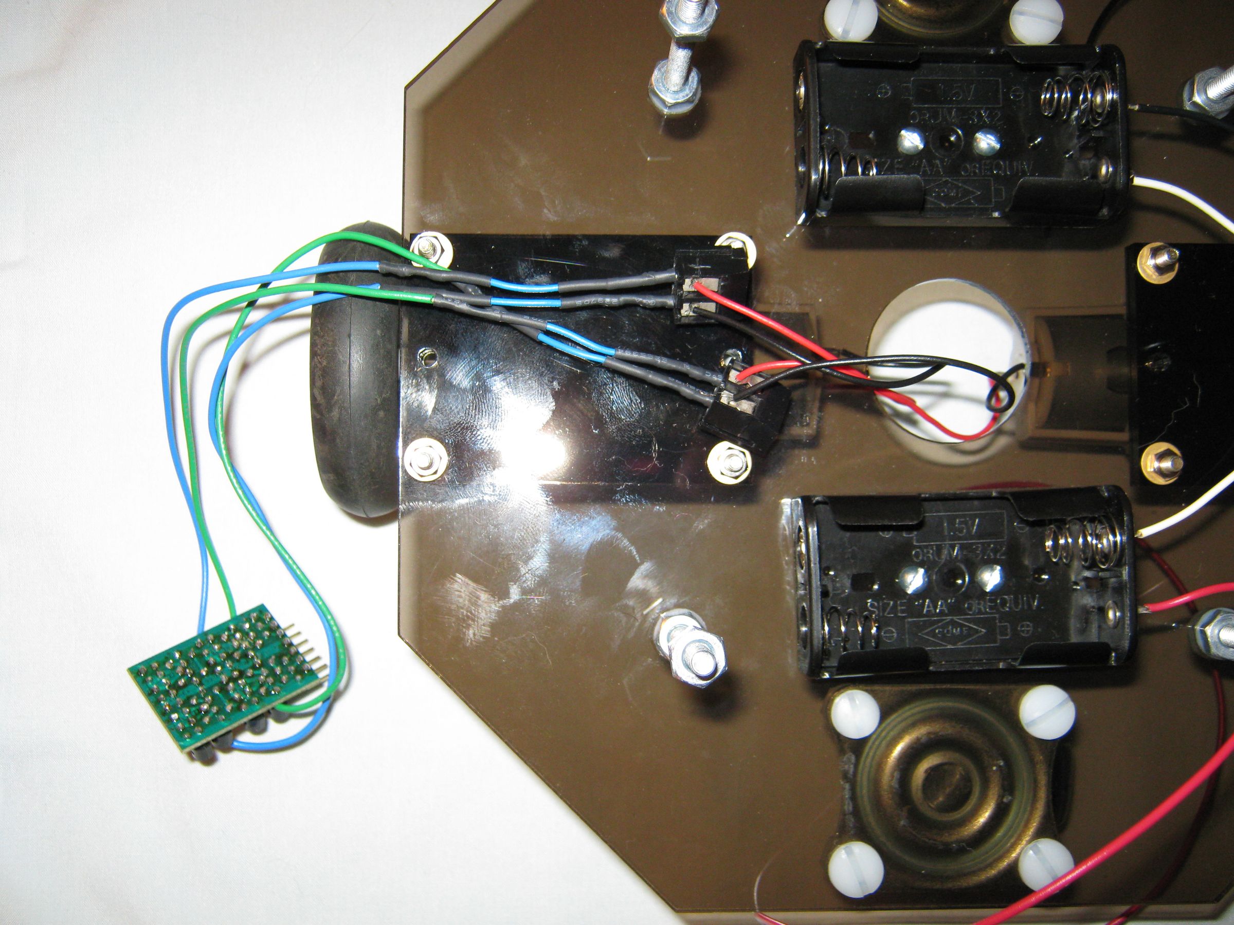 Octagon Acrylic Robot : 16 Steps (with Pictures) - Instructables