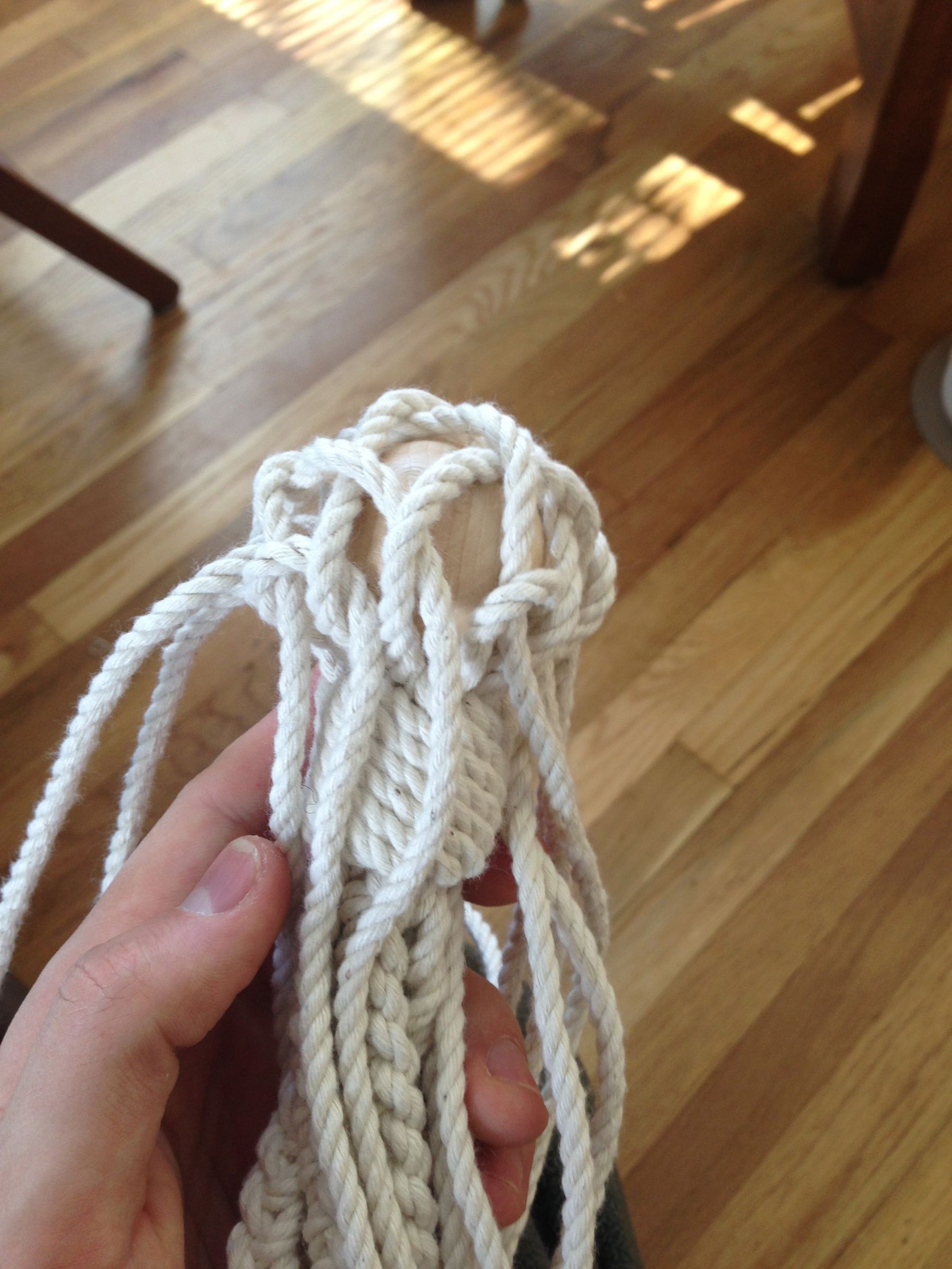 How to Make a Plant Hanger Out of Rope : 10 Steps (with Pictures ...