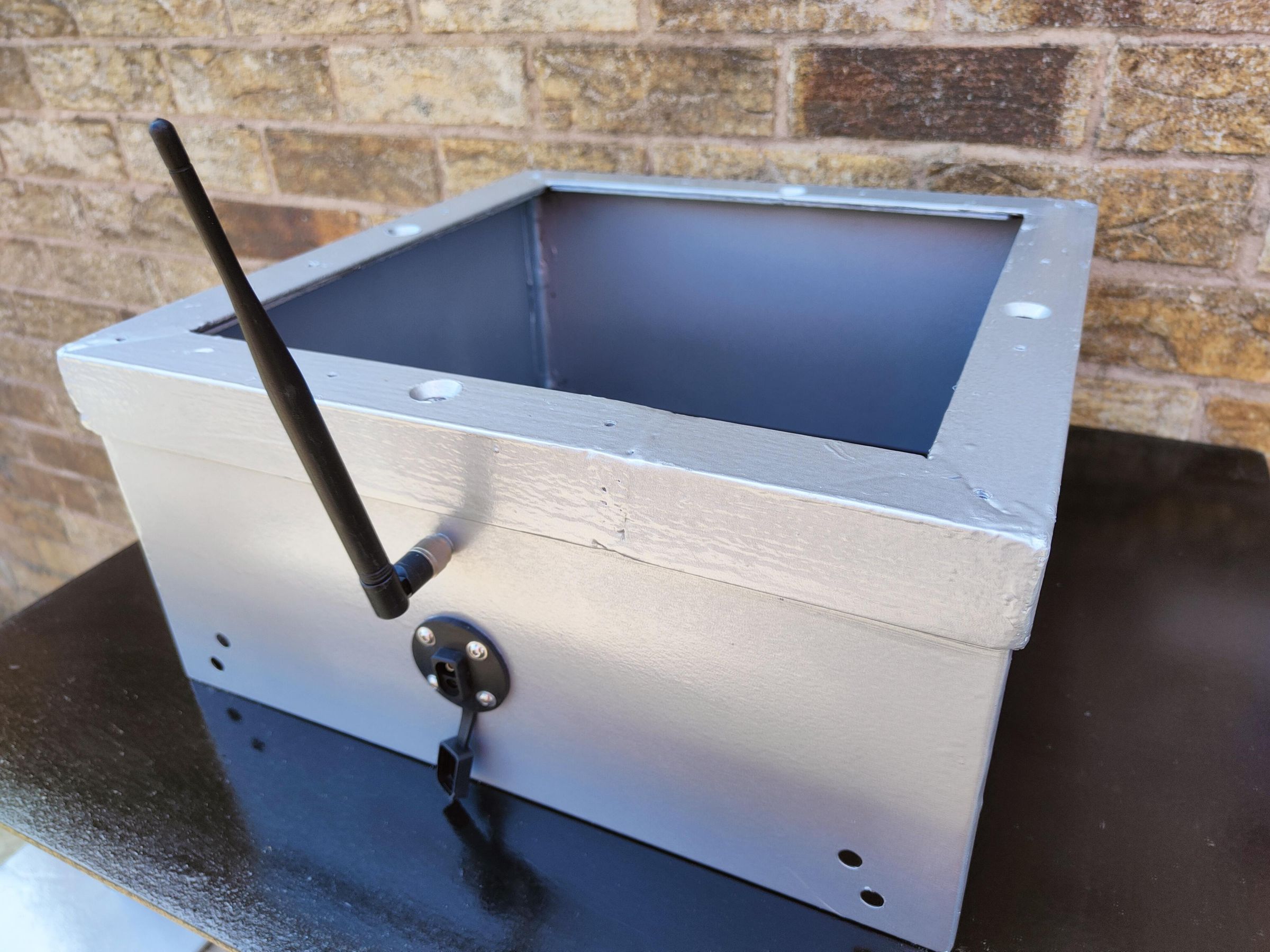 Helium Hotspot Off Grid Solar Set Up for Nebra Outdoor Miner : 28 Steps ...