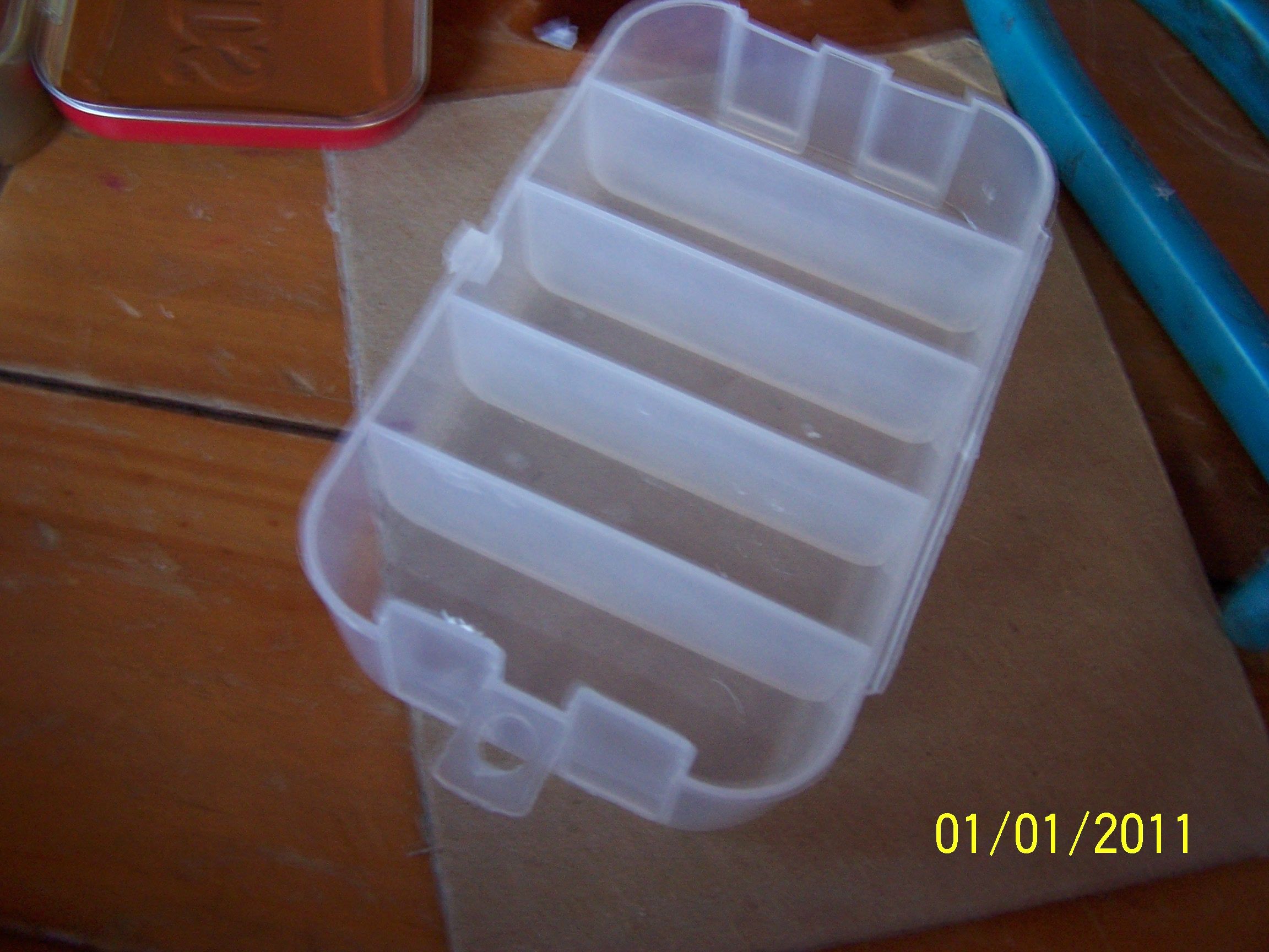 Portable Art Box : 6 Steps - Instructables