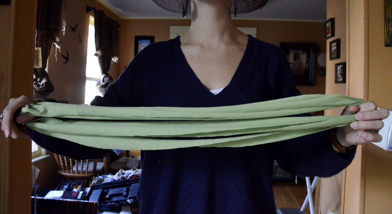 No Sew T-shirt Infinity Scarf Tutorial : 5 Steps - Instructables