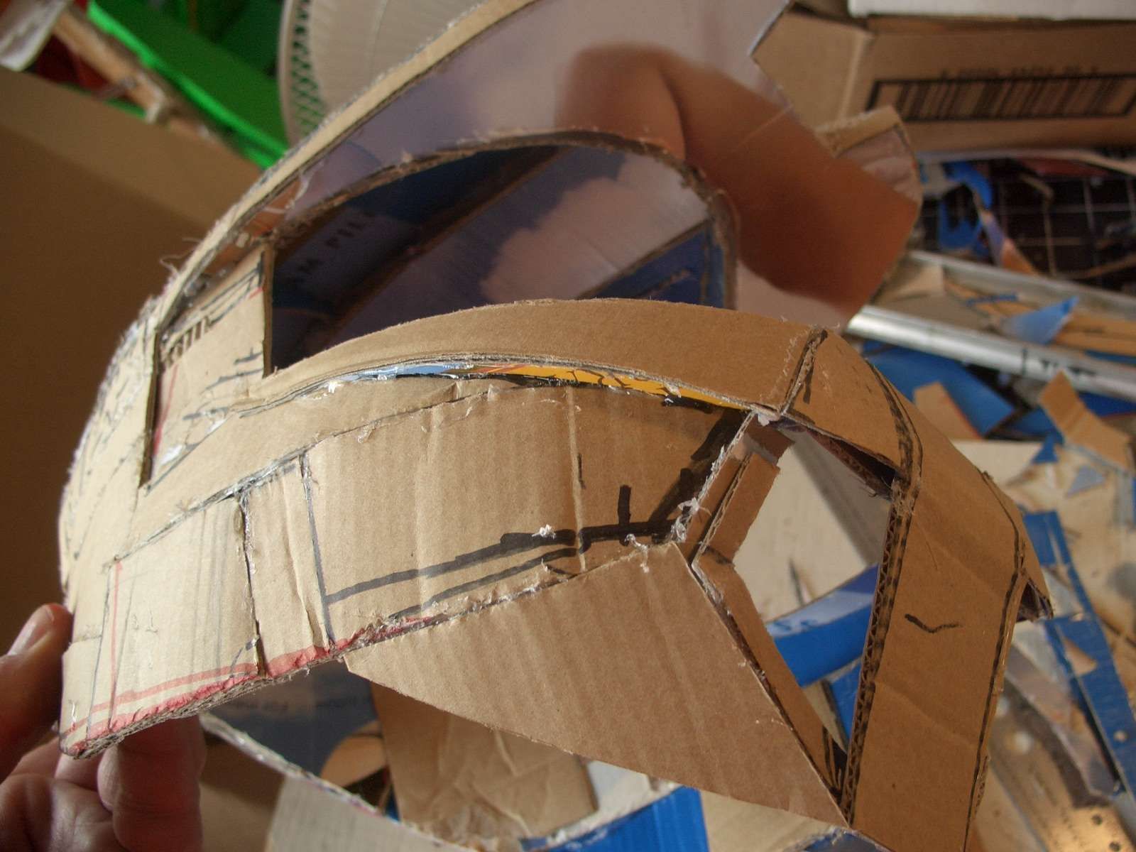 Cardboard/Fiberglass Halo 3 Inspired Master Chief Costume : 15 Steps ...