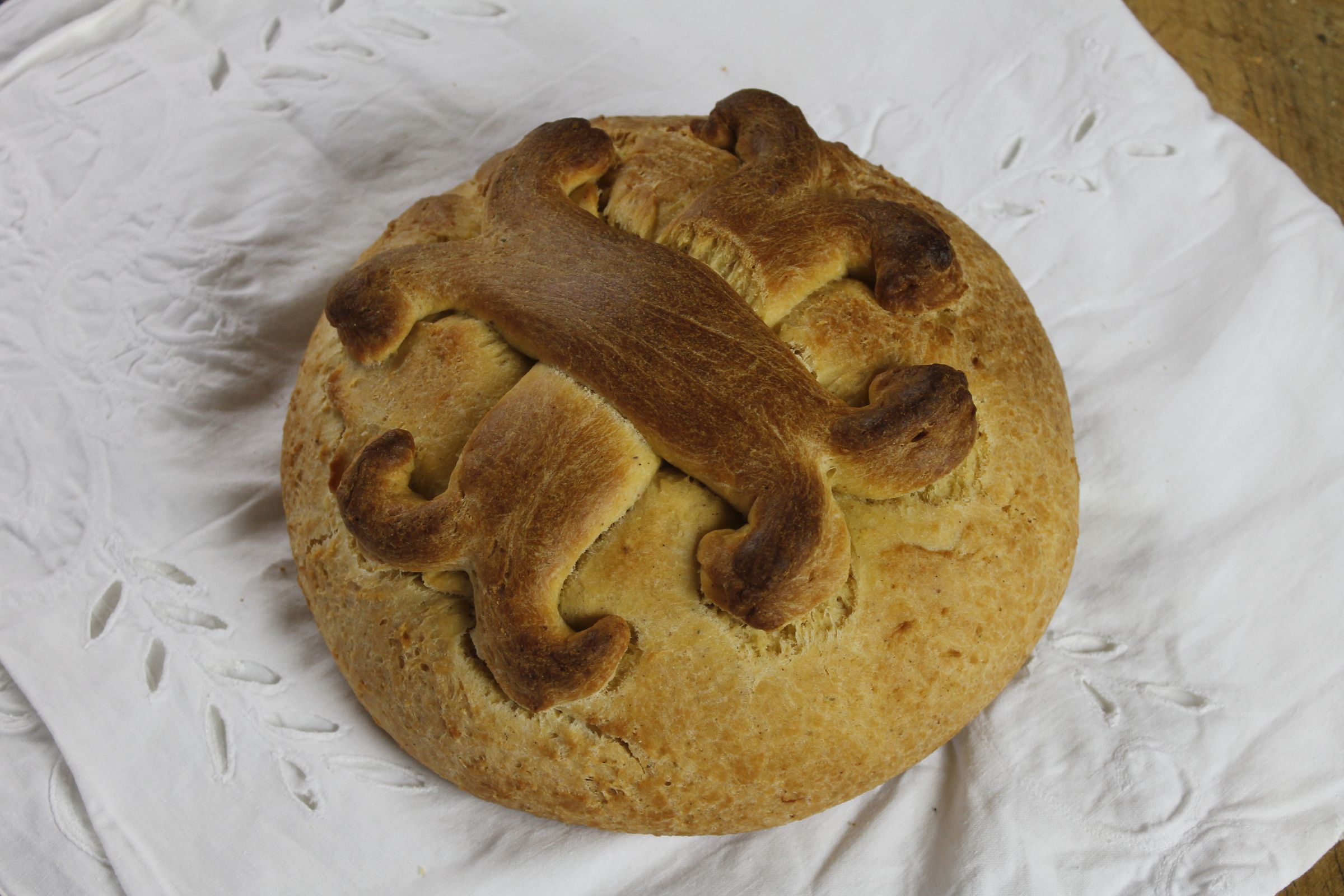 Christopsomo Bread : 7 Steps (with Pictures) - Instructables