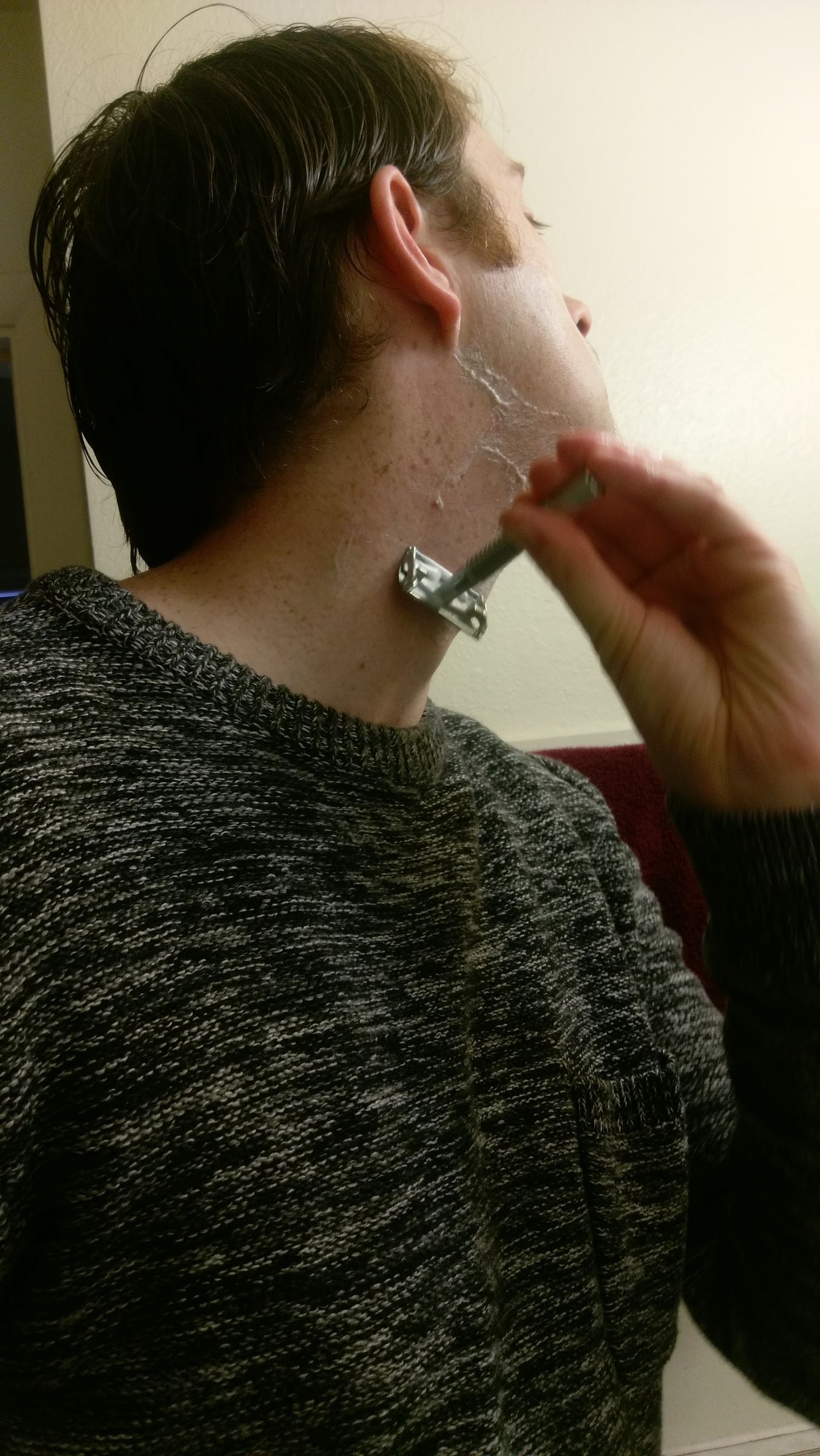 How to Shave With a Safety Razor. : 13 Steps (with Pictures ...