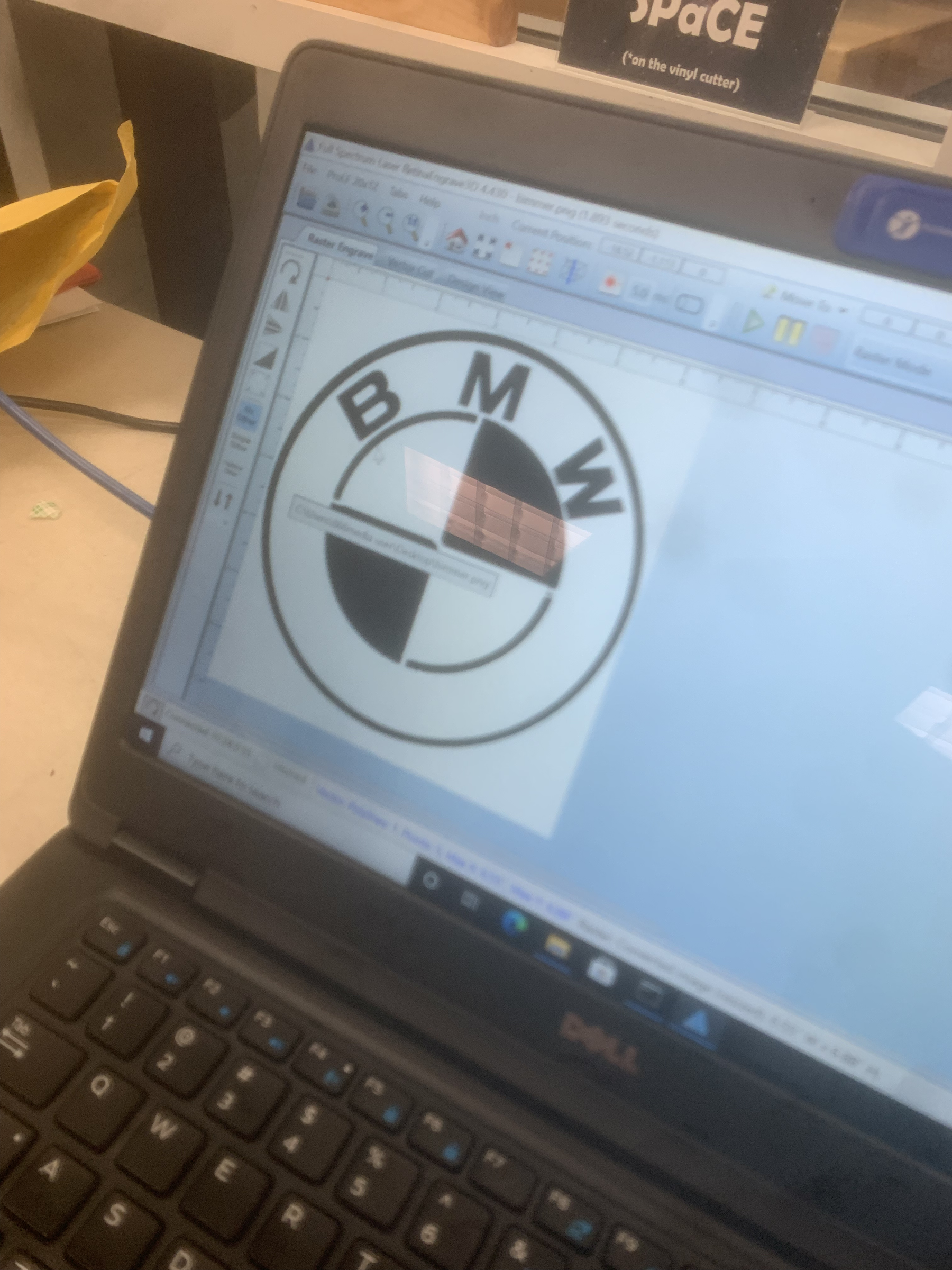 Wooden BMW Logo (reclaimed Wood) : 4 Steps - Instructables
