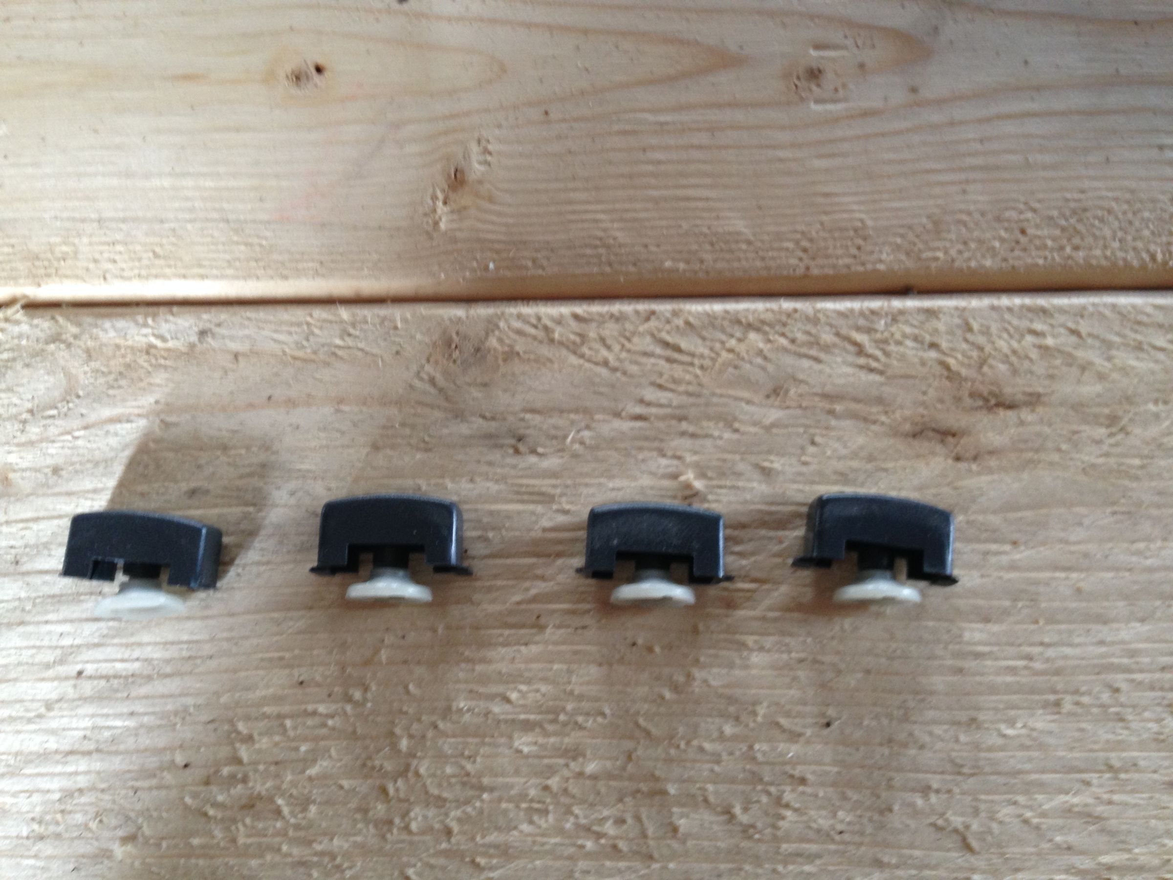 Repaint a PS2 Controller : 5 Steps (with Pictures) - Instructables